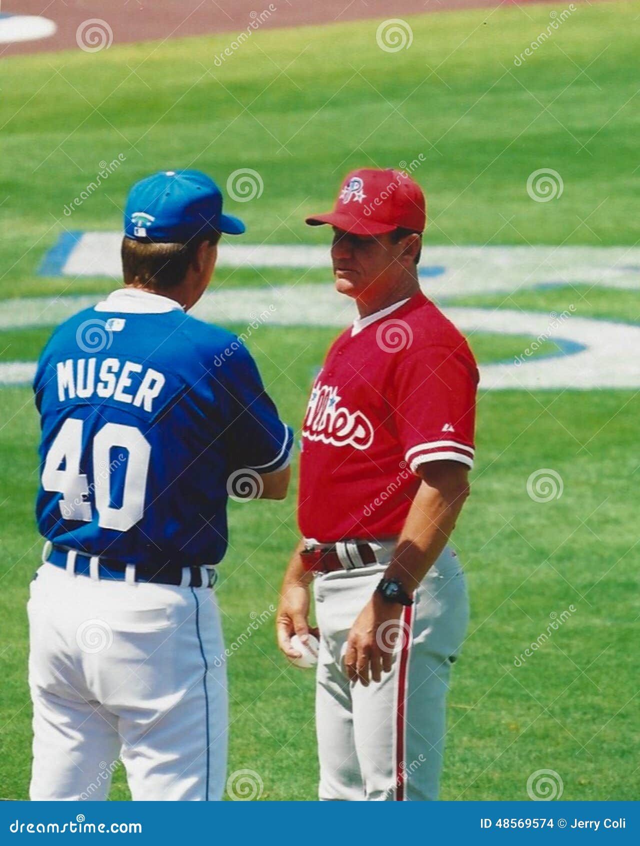 Tony Muser en Larry Bowa redactionele stock afbeelding. Image of speler ...