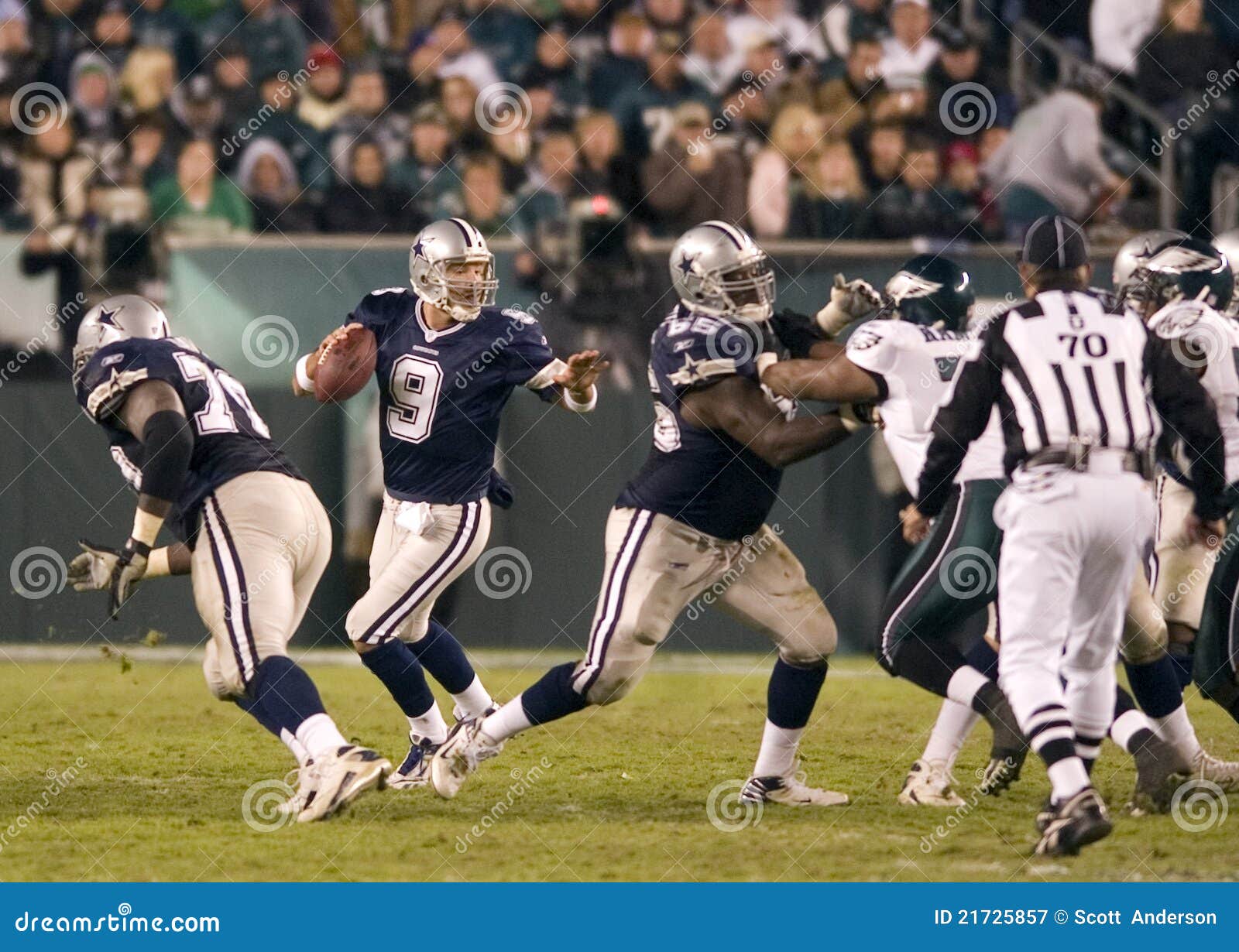 Tony Romo editorial photography. Image of dallas, romo - 21725857