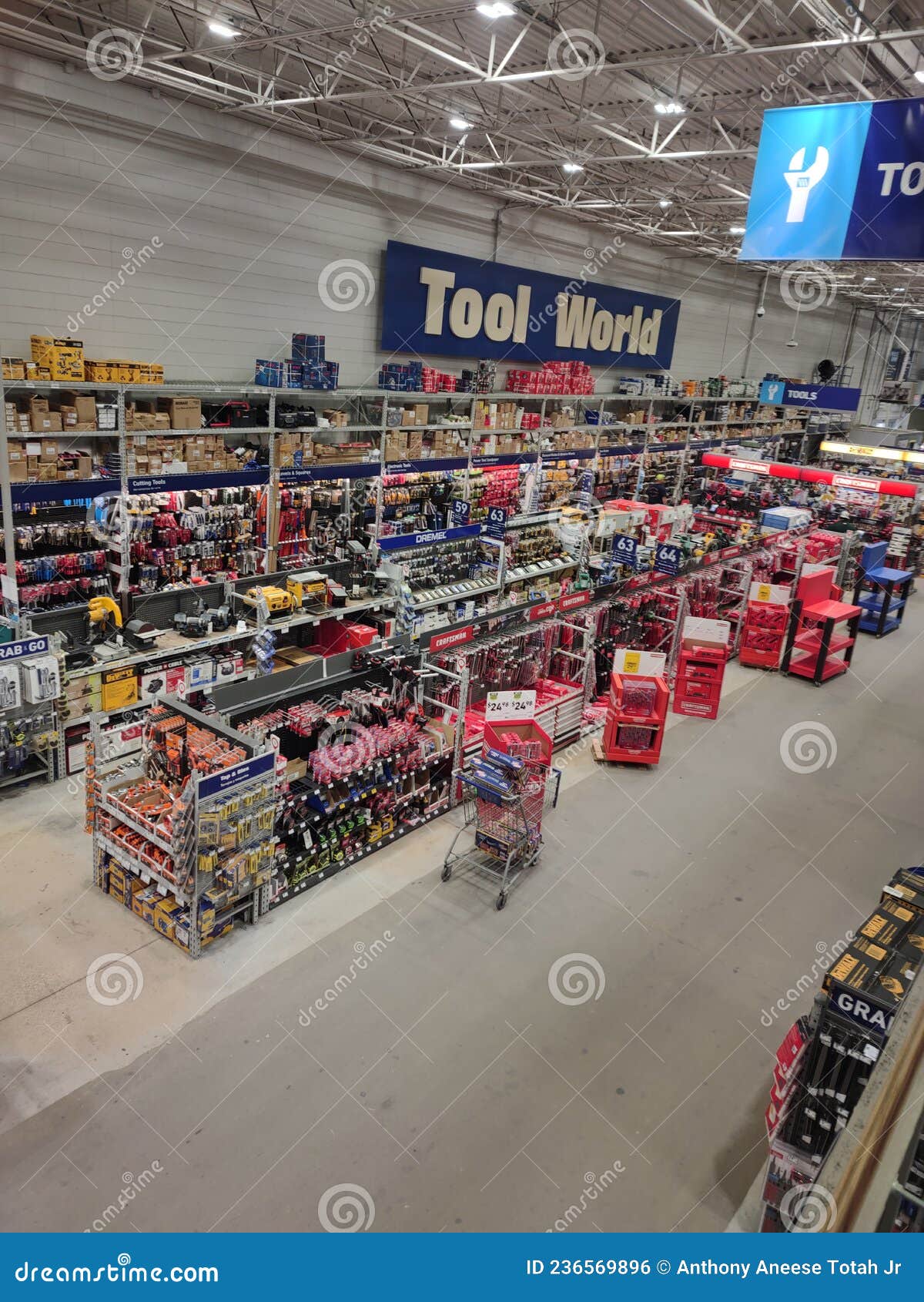 Tool Section of a Hardware Store Editorial Photo - Image of display ...