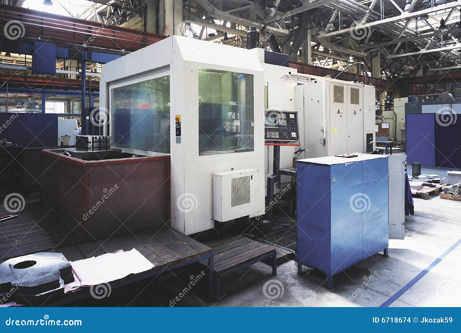 Tooling machine 2 stock photo. Image of engineering, industries - 6718674