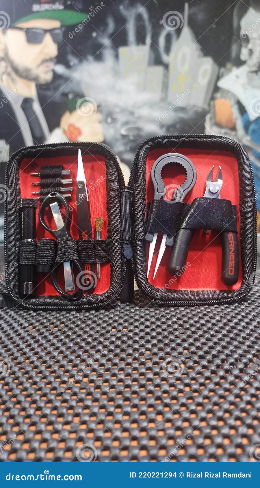 Toolkit vaperneed vape editorial stock image. Image of wheel - 220221294