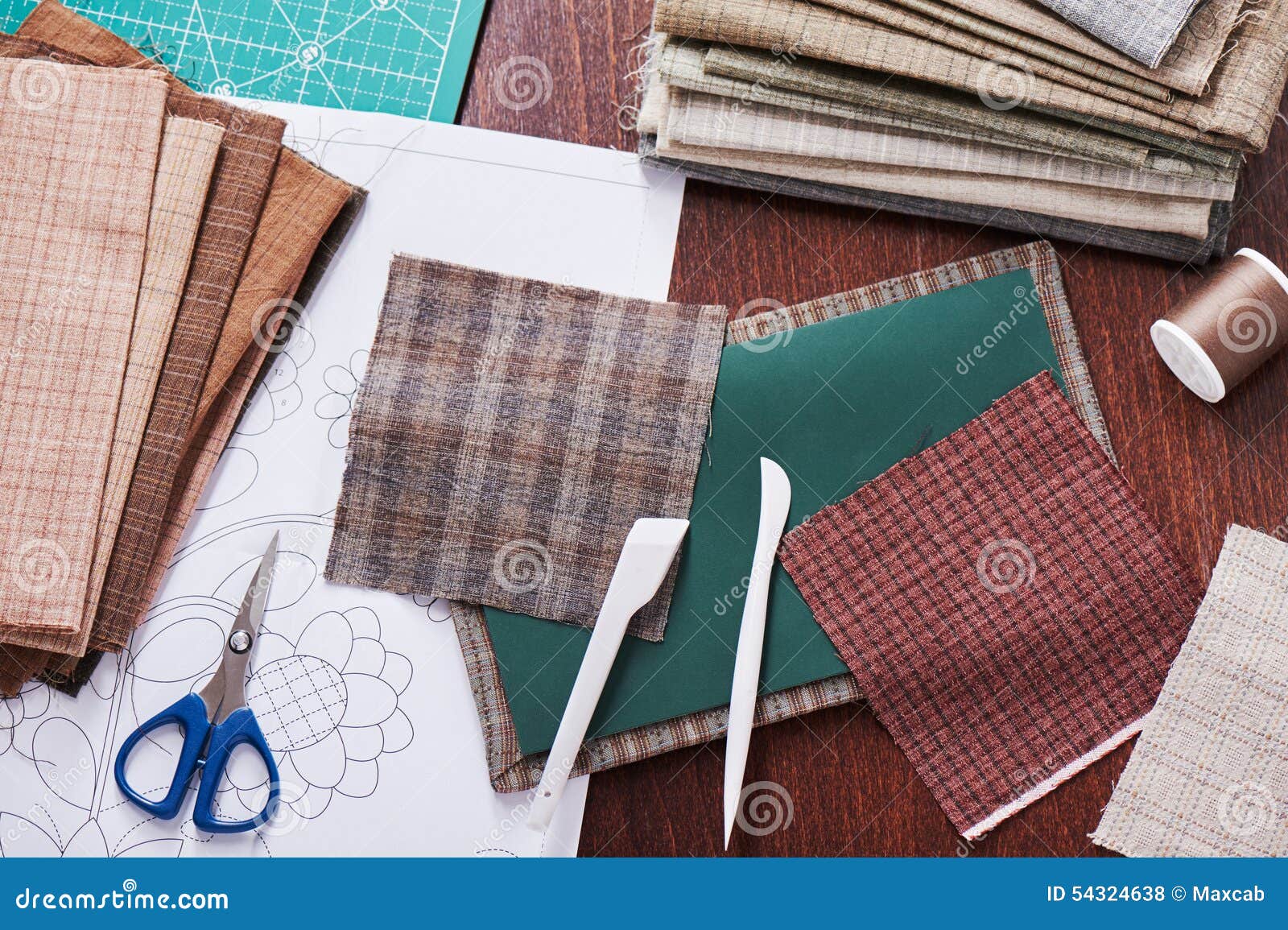 Tools for Quilt Applique stock photo. Image of gradient - 54324638