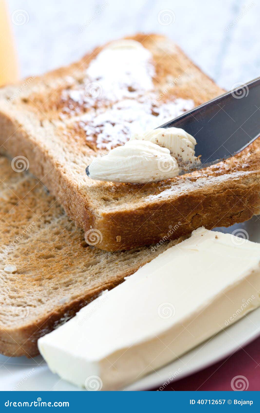 Toost en Boter stock afbeelding. Image of sinaasappel - 40712657