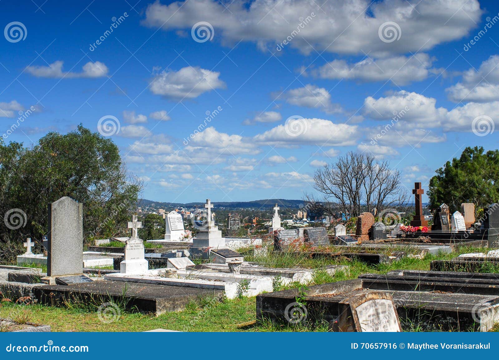 Toowong Cemetery stock photo. Image of brisbane, destination - 70657916