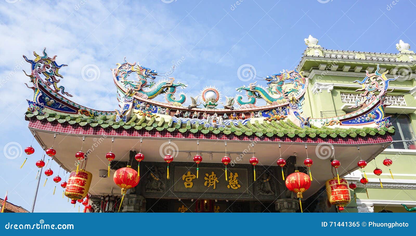 Top of the Chinese Temple in Penang, Malaysia Editorial Image - Image ...