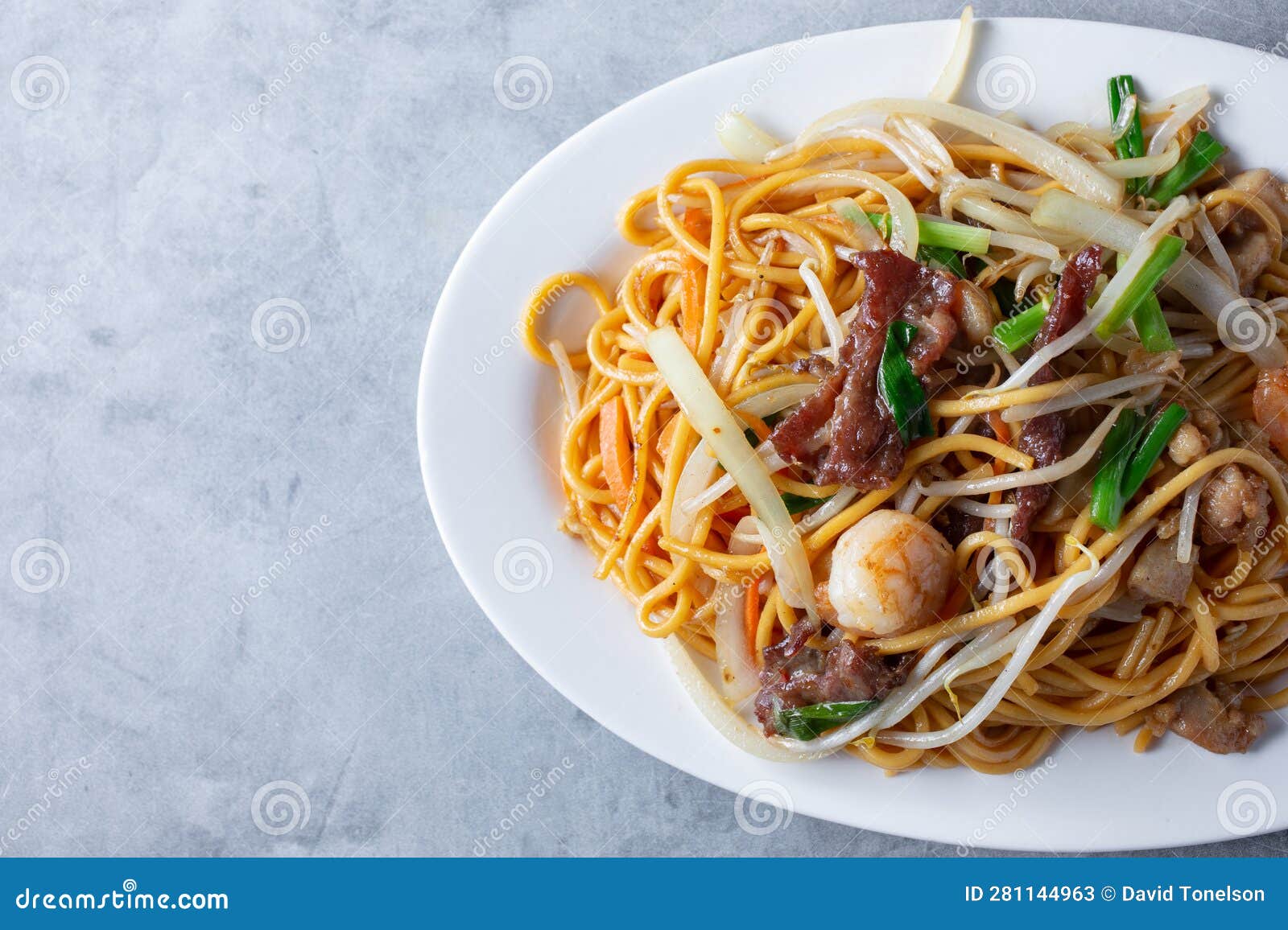Top Down Plate of Chow Mein Stock Image - Image of merchandise, kitchen ...