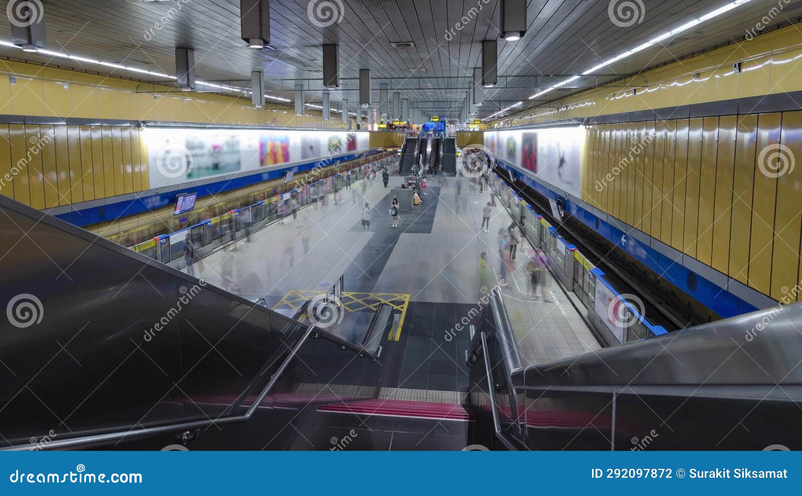 Top Down Timelapse View of Crowded Passenger Get on and Get Off from ...