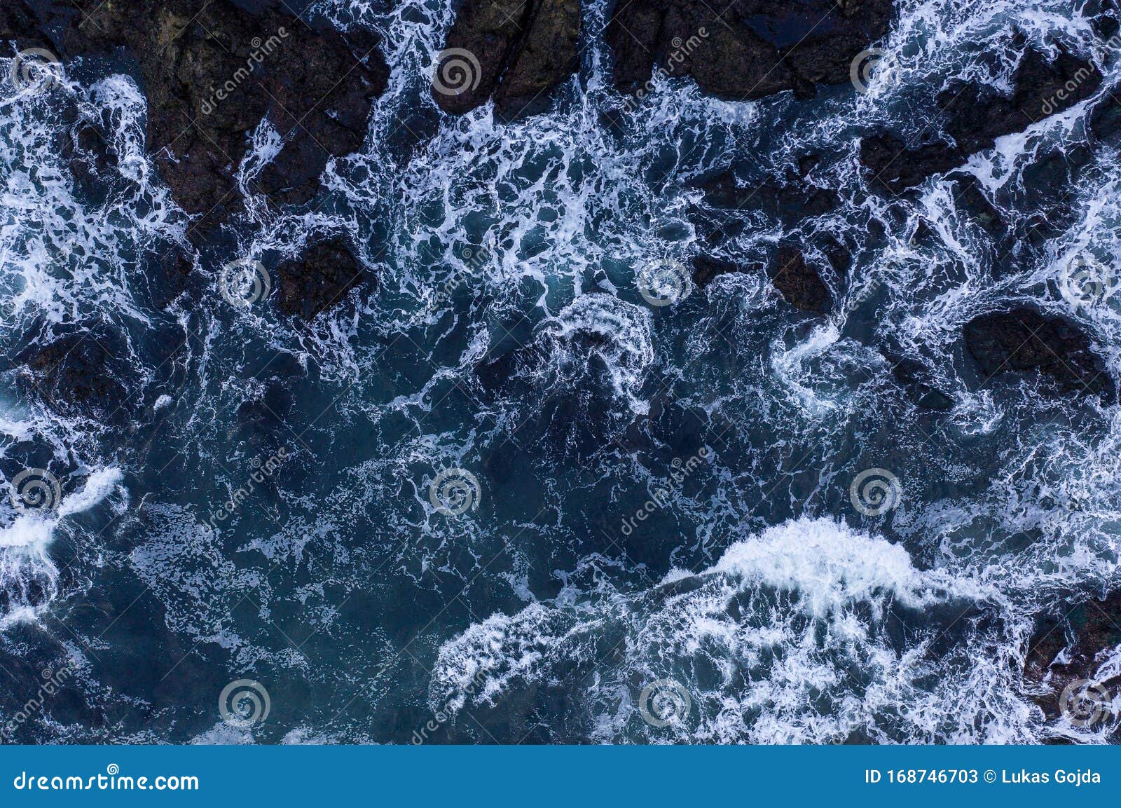 Top Down View of Giant Ocean Waves Stock Image - Image of beautiful ...