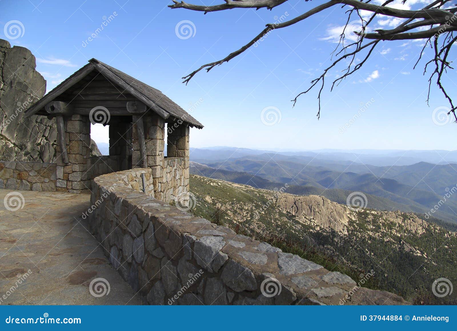 Top of Mount Buffalo stock photo. Image of rocks, mountain - 37944884