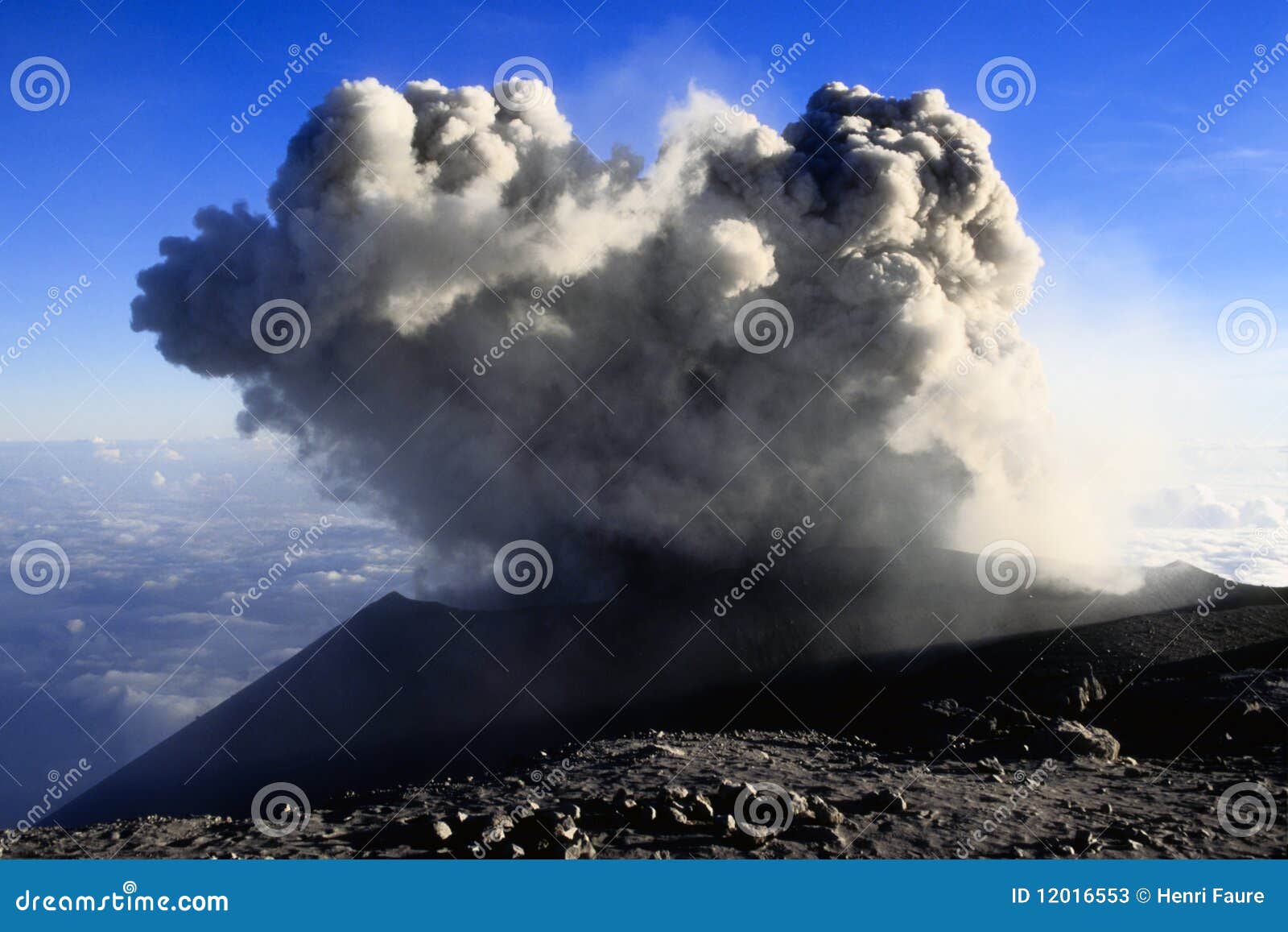 At the Top of the Semeru Volcano Stock Image - Image of cloud, active ...