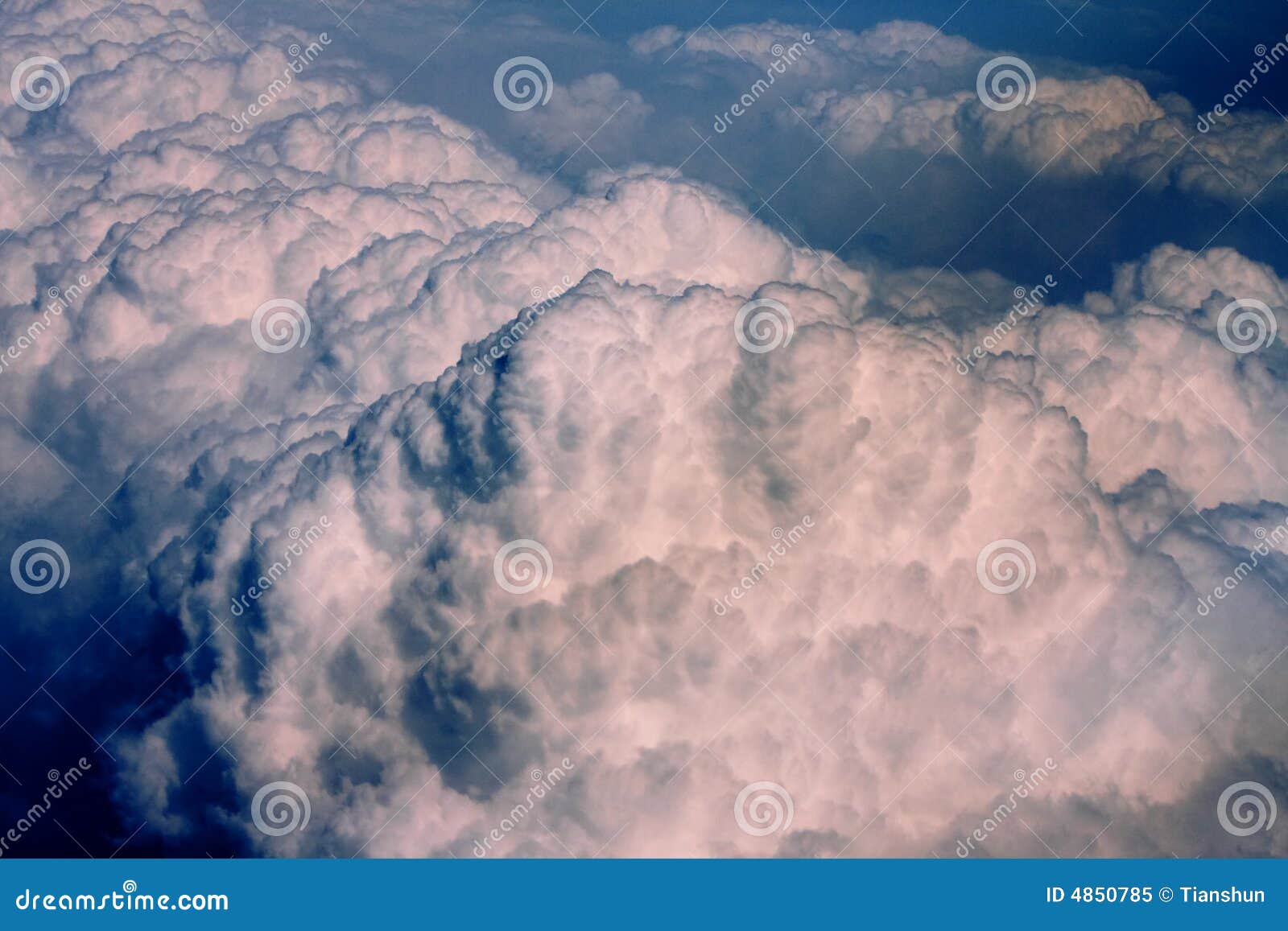 Top of towering Cumulus stock image. Image of meteorological - 4850785