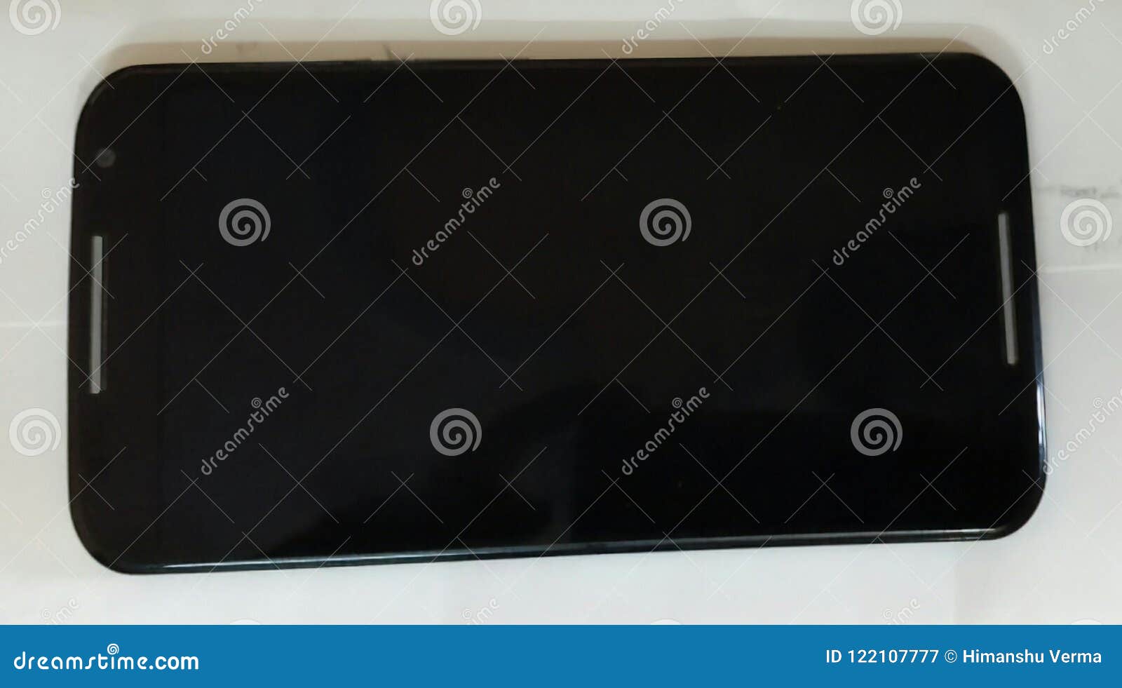 Basic android smartphone stock image. Image of view - 122107777