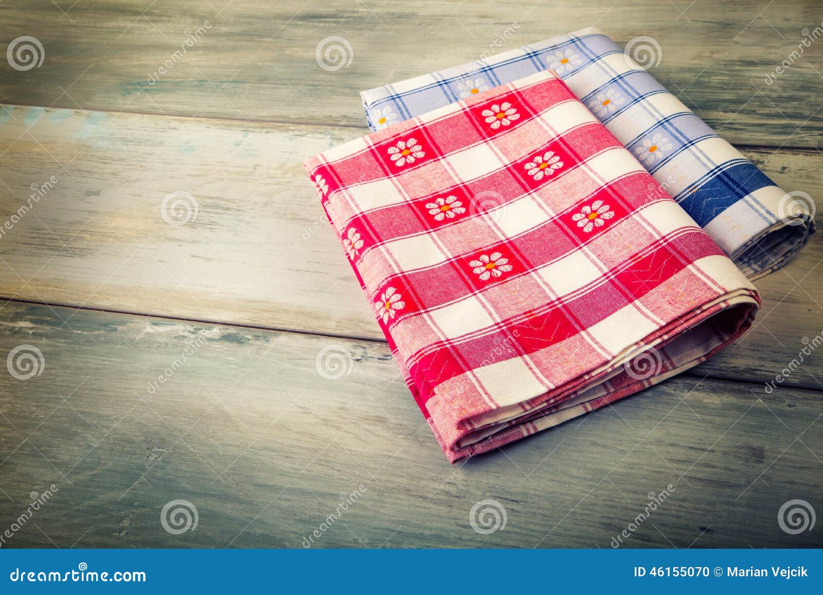Top View of Checkered Napkin on Wooden Table Stock Photo - Image of ...