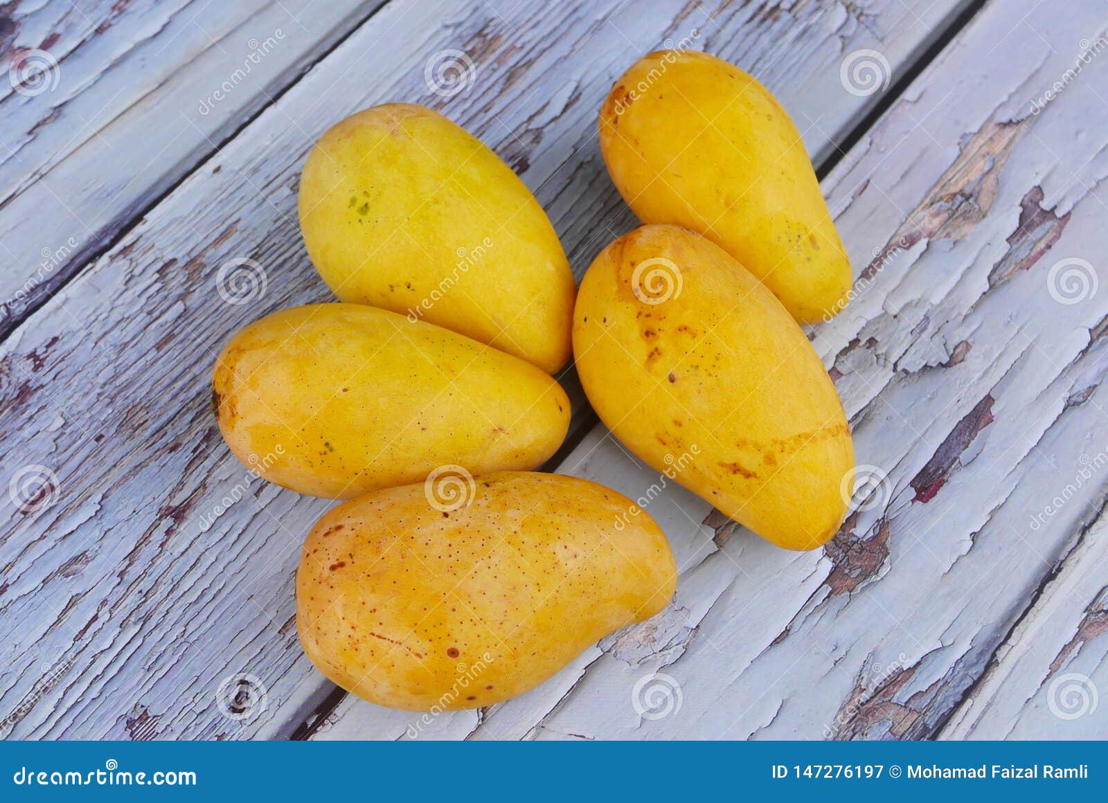 Top View of Chok Anan or Chocanon Mango on Wooden Background Stock ...