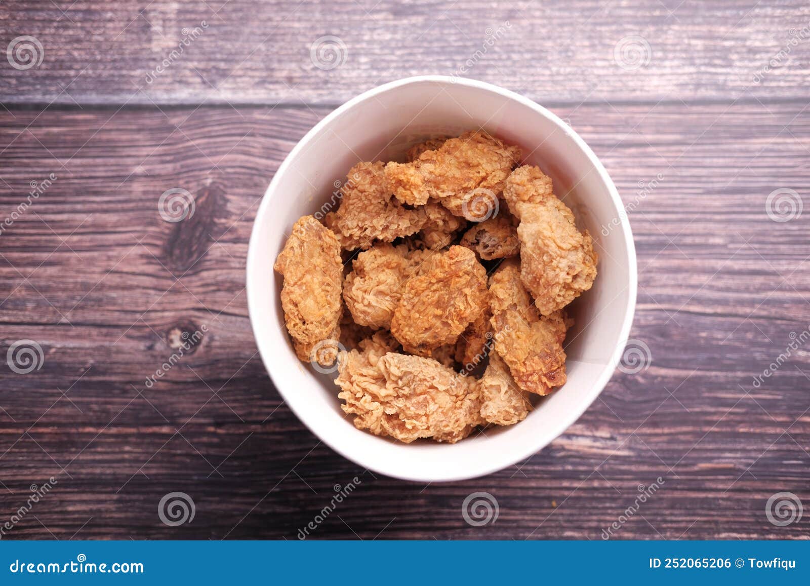 Top View of Crispy Fried Chicken in a Bowl Stock Photo - Image of brown ...