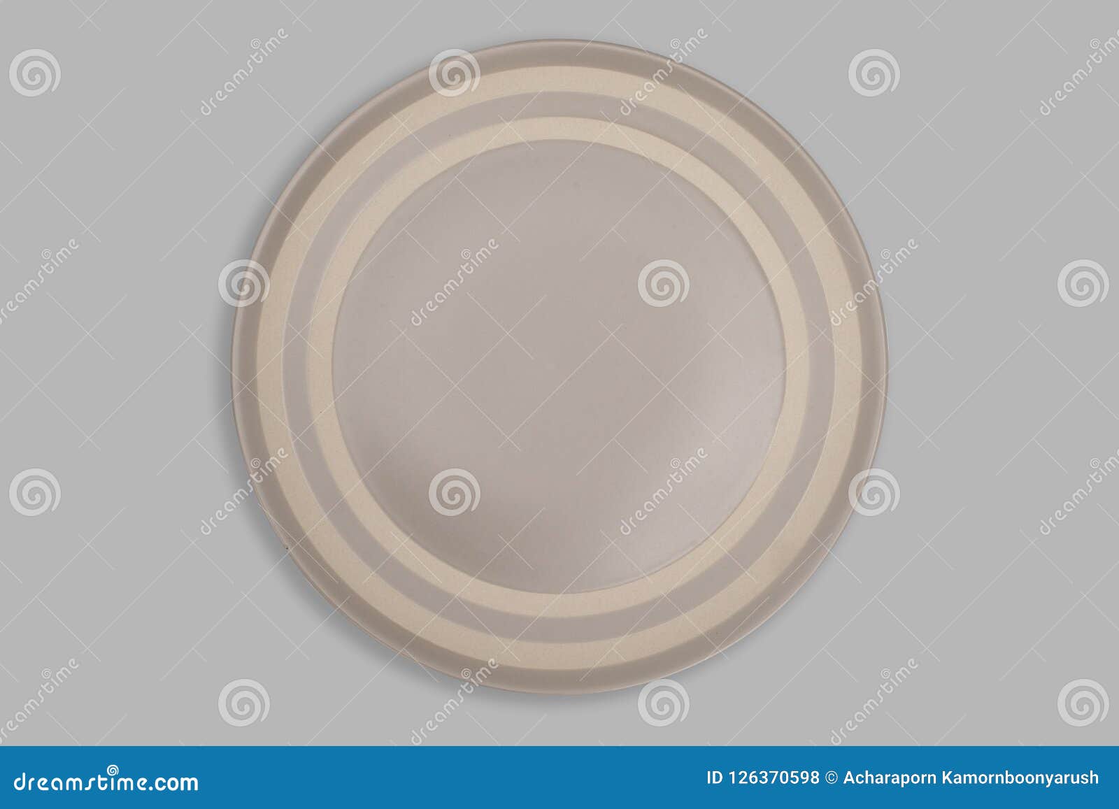 Top View-Empty Brown Ceeamic Round Dish Plate Isolated on Grey B Stock ...