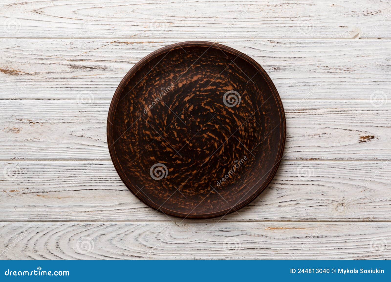 Top View of Empty Plate on Wooden Background. Empty Space for Your ...