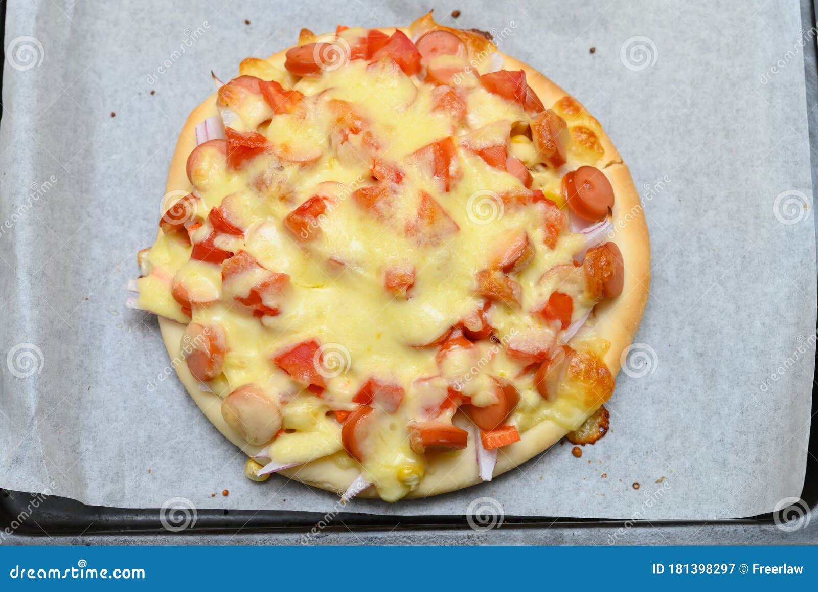 Homemade Fresh Cooked Pizza Stock Image - Image of home, sauce: 181398297