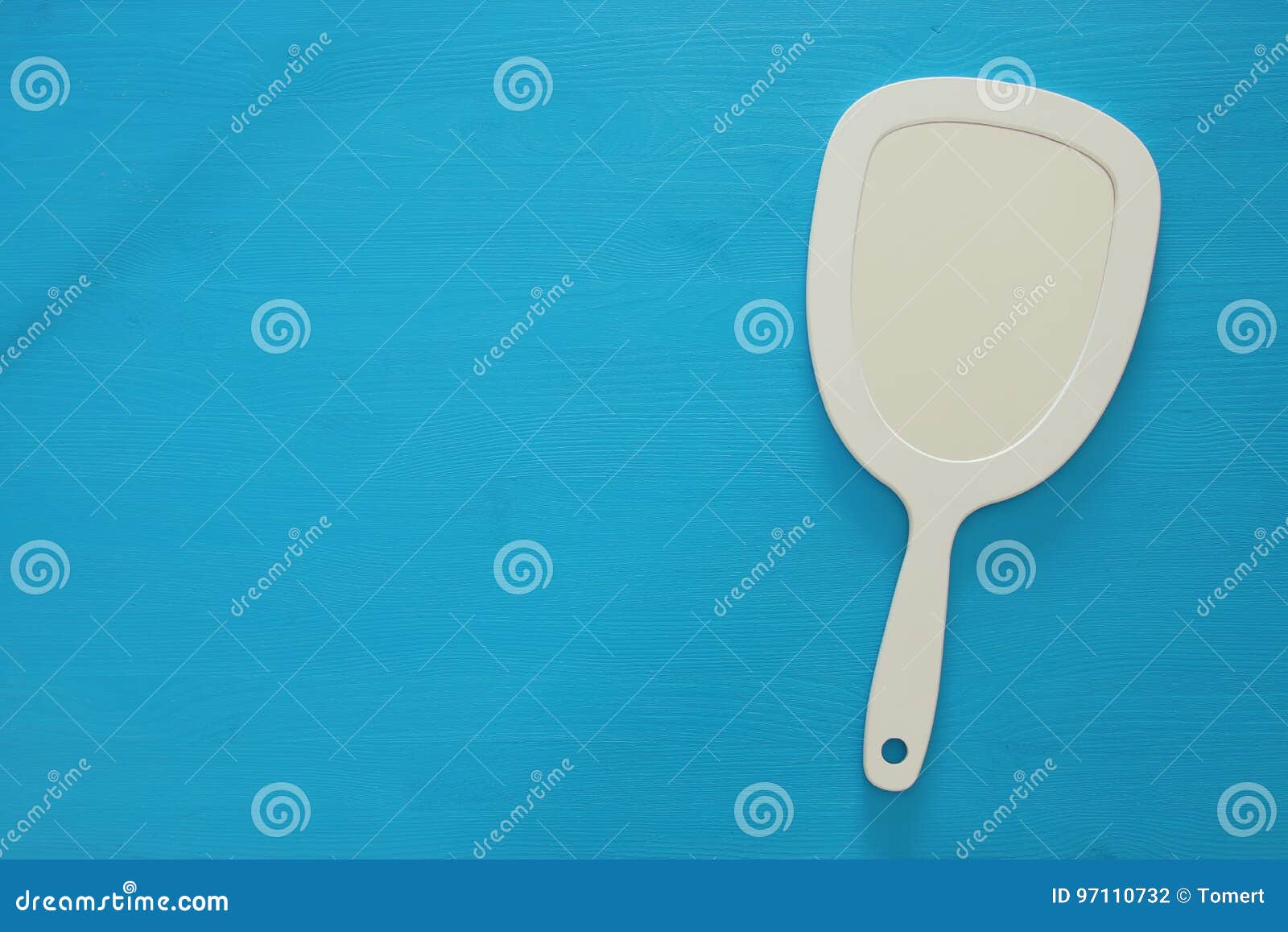 Top View Image of Vintage Hand Mirror Stock Photo - Image of beauty ...
