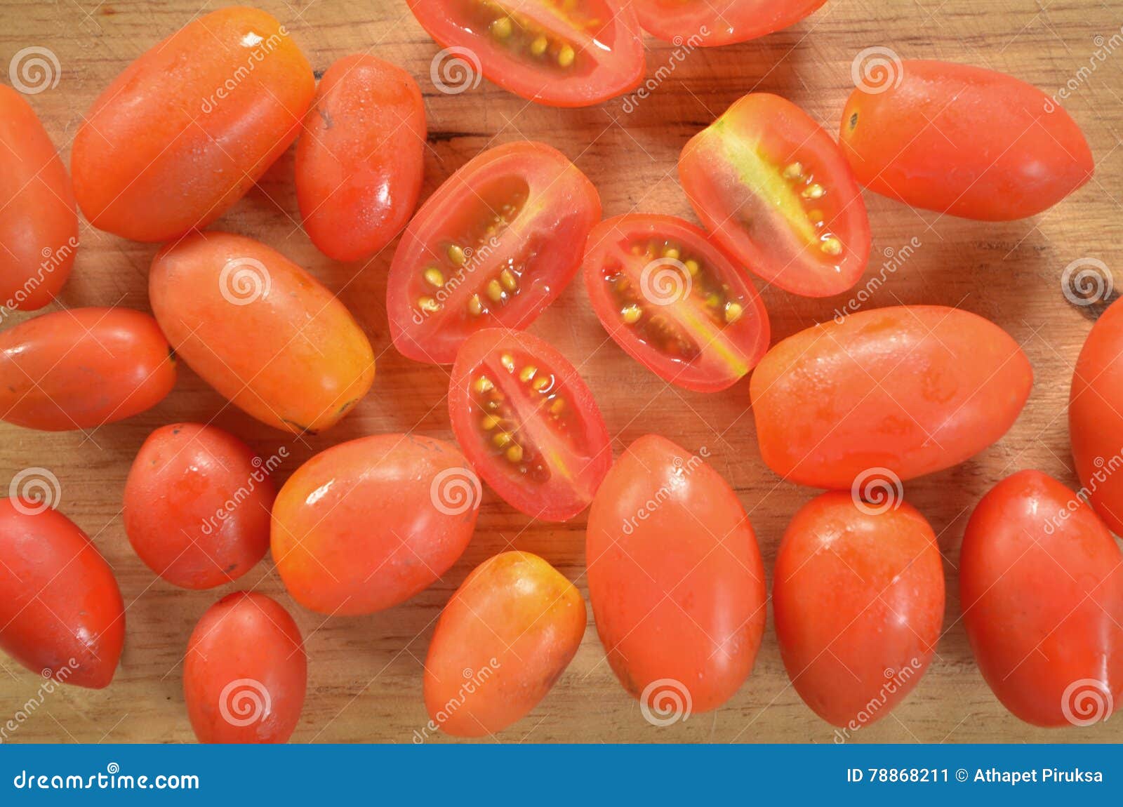 Top View of Little Red Tomatoes Stock Image - Image of health, green ...