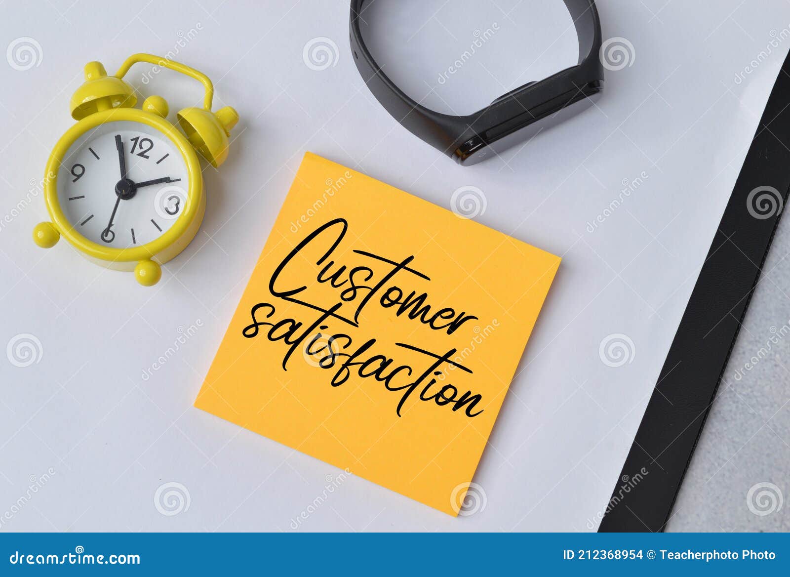 Top View of Memo Note Written with Text CUSTOMER SATISFACTION Stock ...