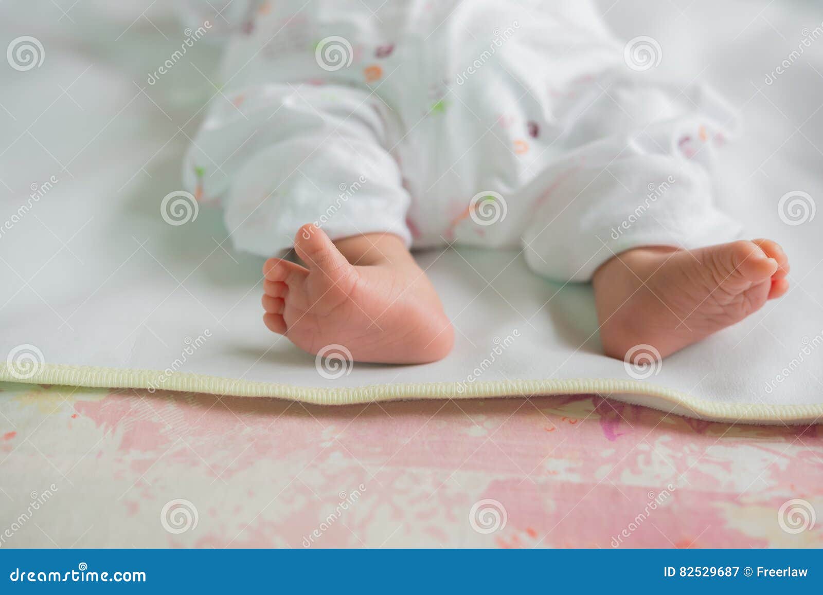 Top View Newborn Baby Feet Stock Photo | CartoonDealer.com #82529976