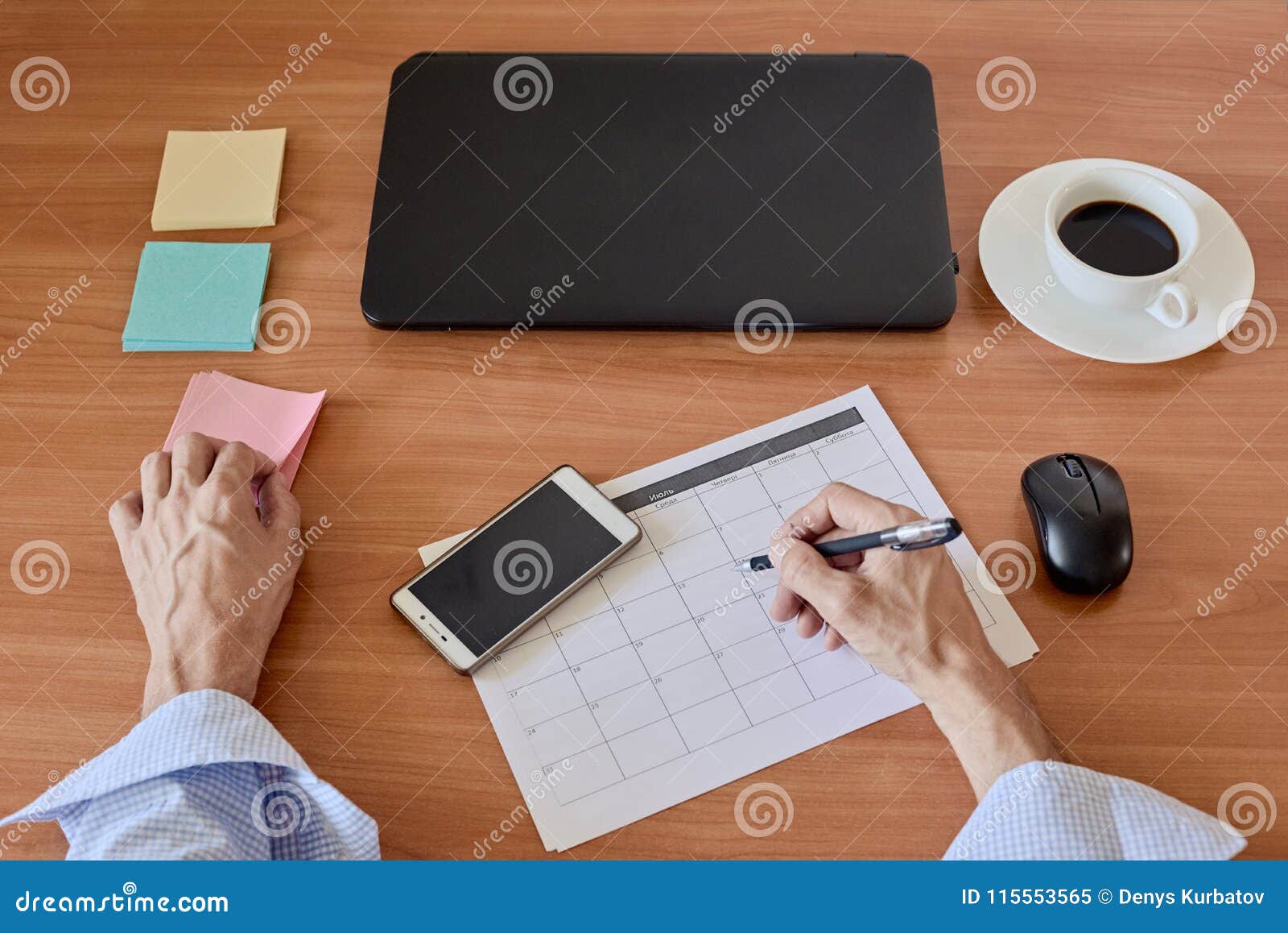 Worker making notes stock image. Image of documents - 115553565