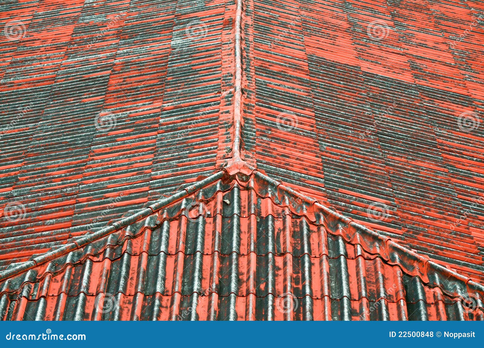The Top View of Old Red Roof Stock Photo - Image of roof, pattern: 22500848