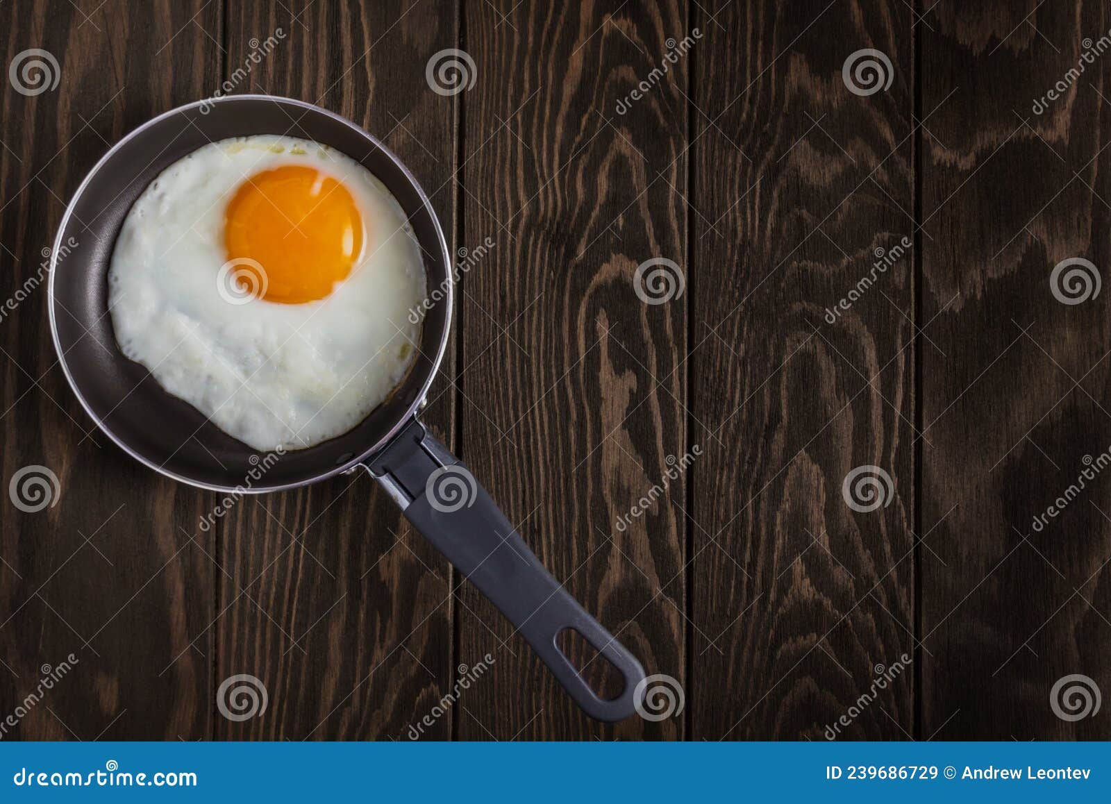 Top View of Omelette in a Pan Stock Image - Image of white, vegetable ...