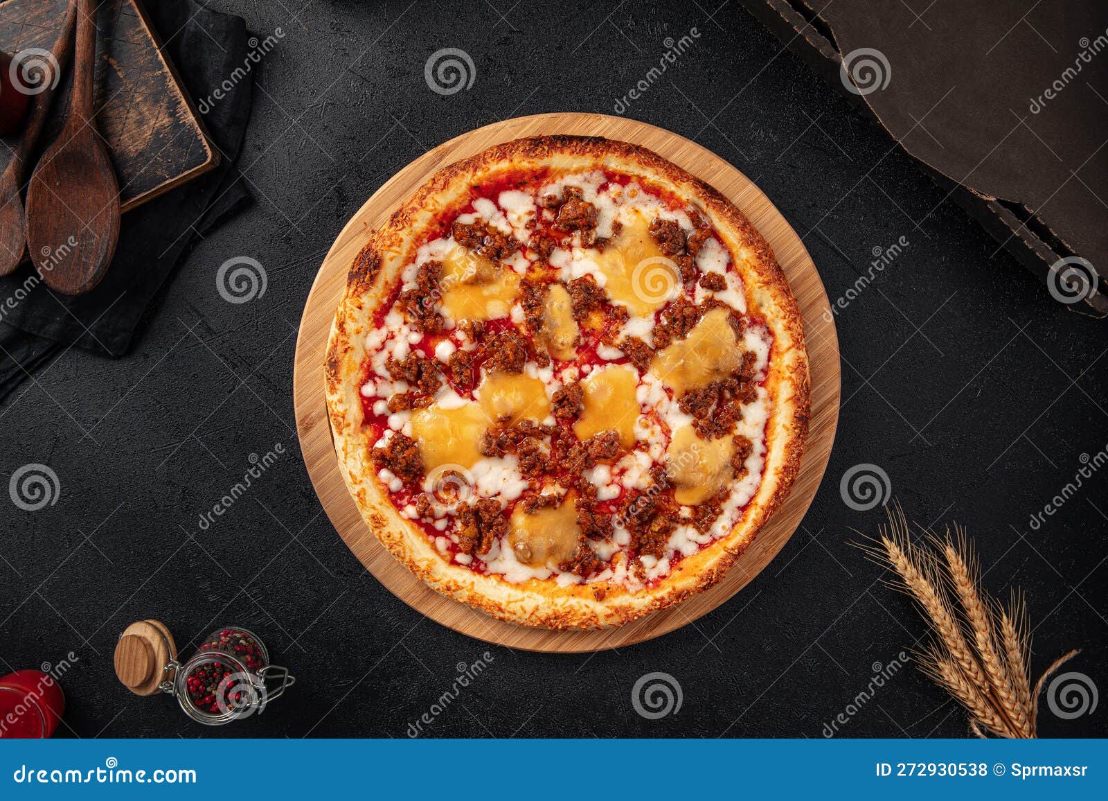 Pizza with Cheddar Cheese and Minced Beef Stock Photo - Image of ...