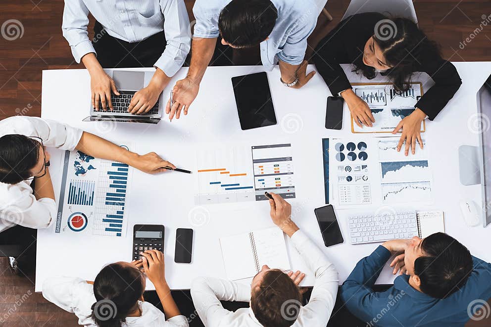 Top View Project Manager Communicate and Collaborate with Team. Prudent ...