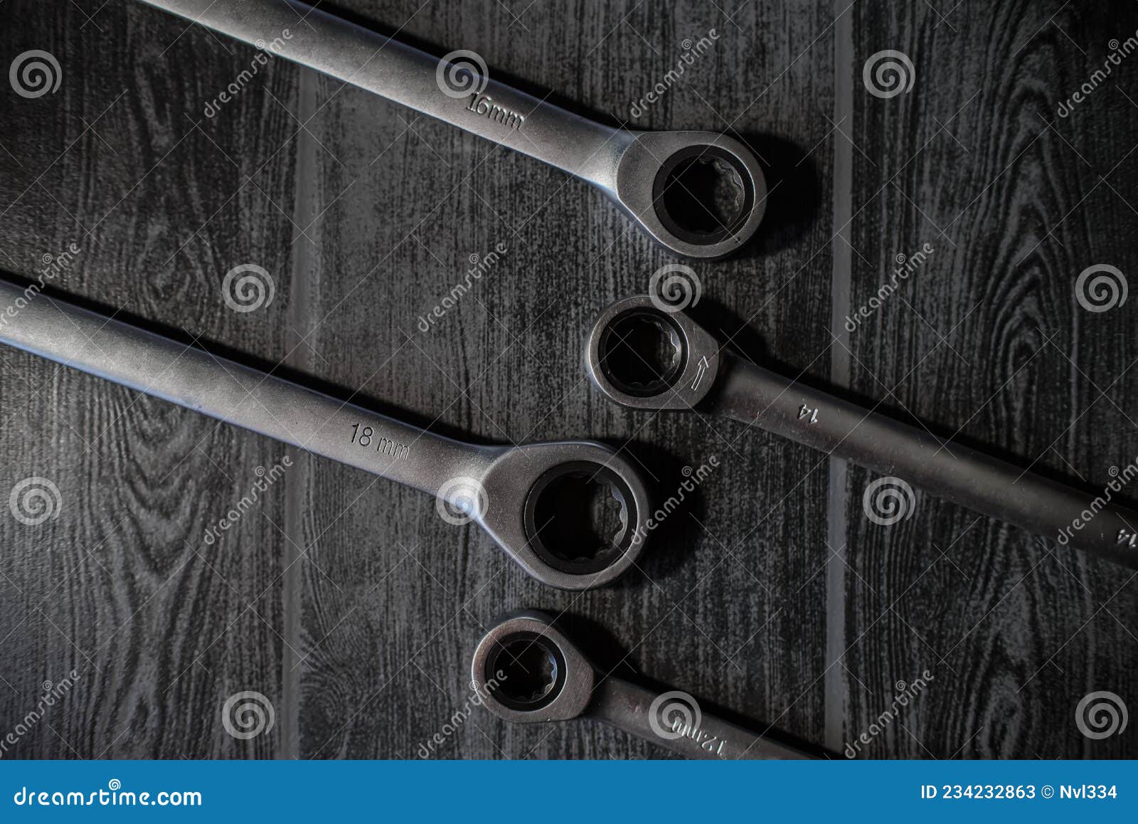 Top View Set of Combination Wrenches on Dark Wooden Background Stock ...