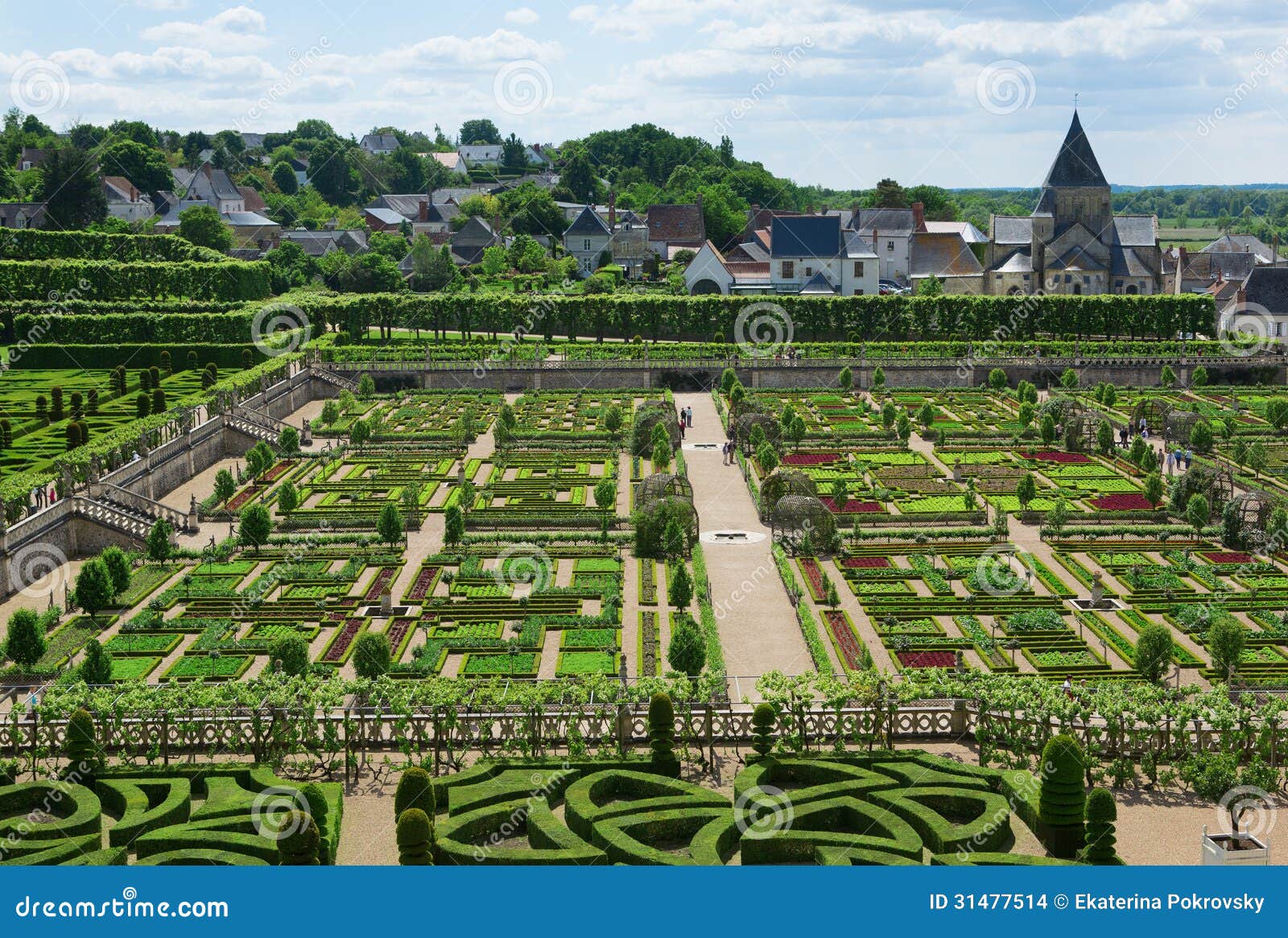 Topiary and Kitchen Garden in Villandry Castle Stock Photo - Image of ...