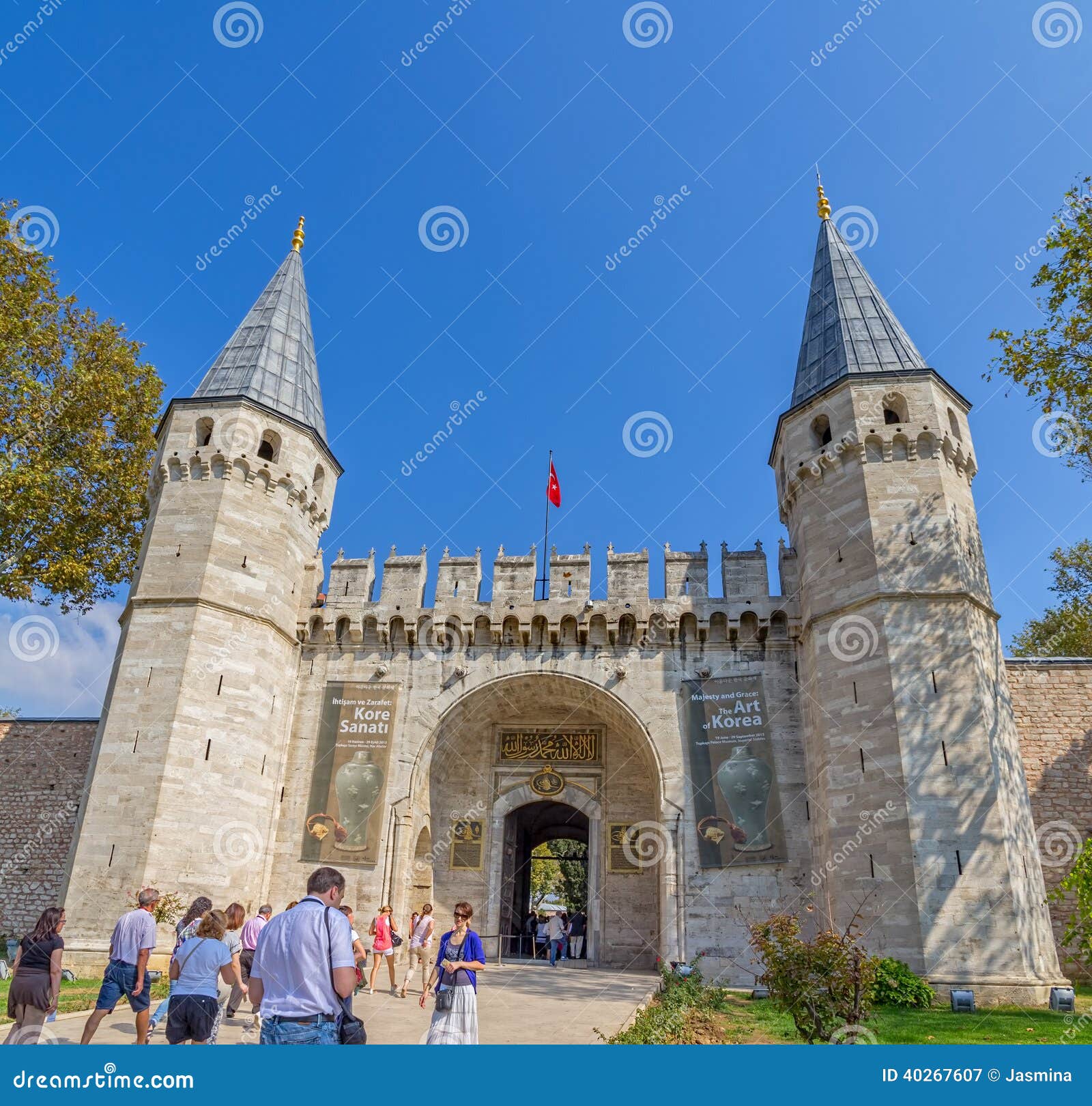 Topkapi Palace the Gate of Salutation, Istanbul Editorial Photography ...