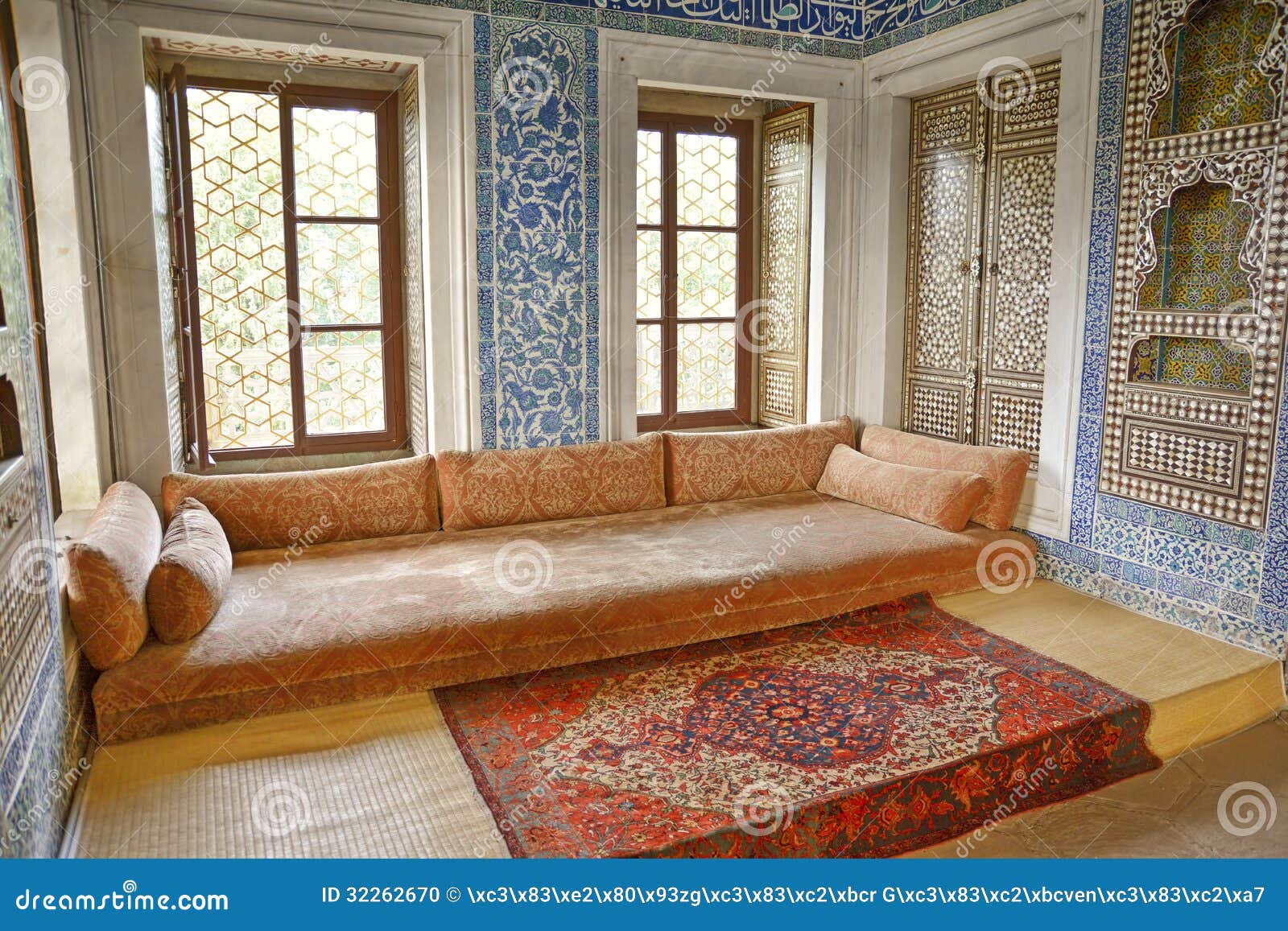 Topkapi Palace Interior, Istanbul, Turkey Stock Photo - Image of ...