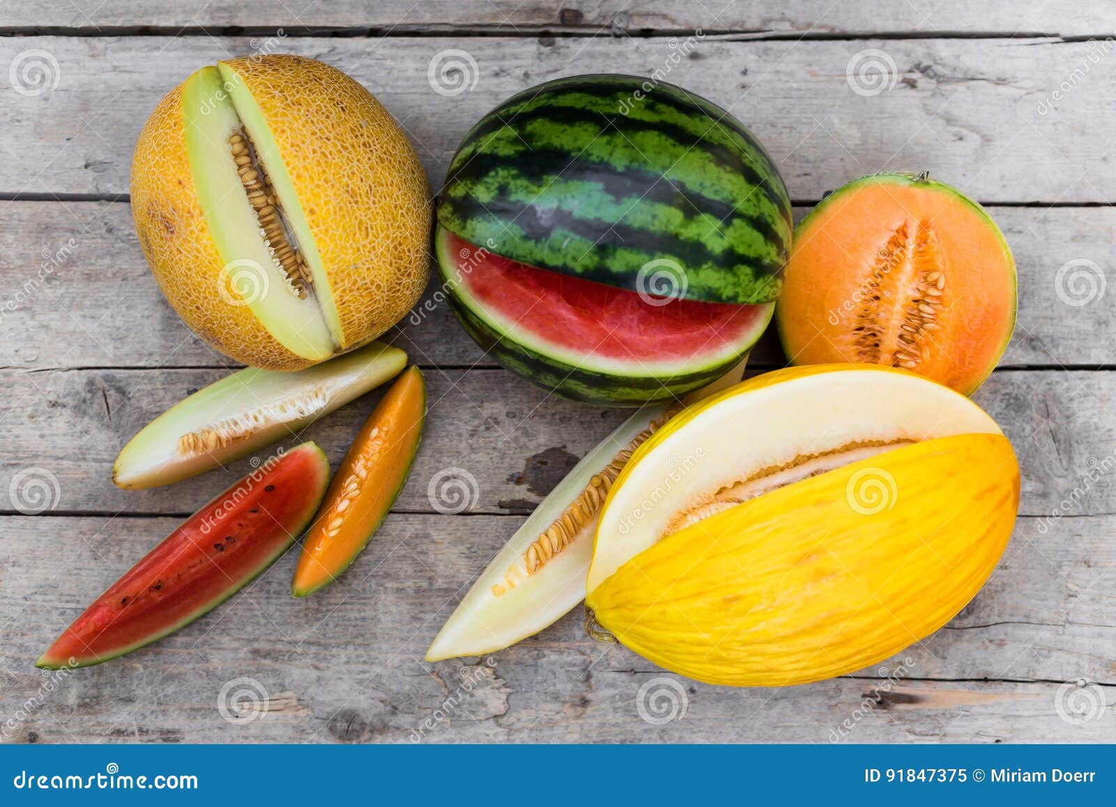 Topview auf vielen Melonen stockbild. Bild von organisch - 91847375