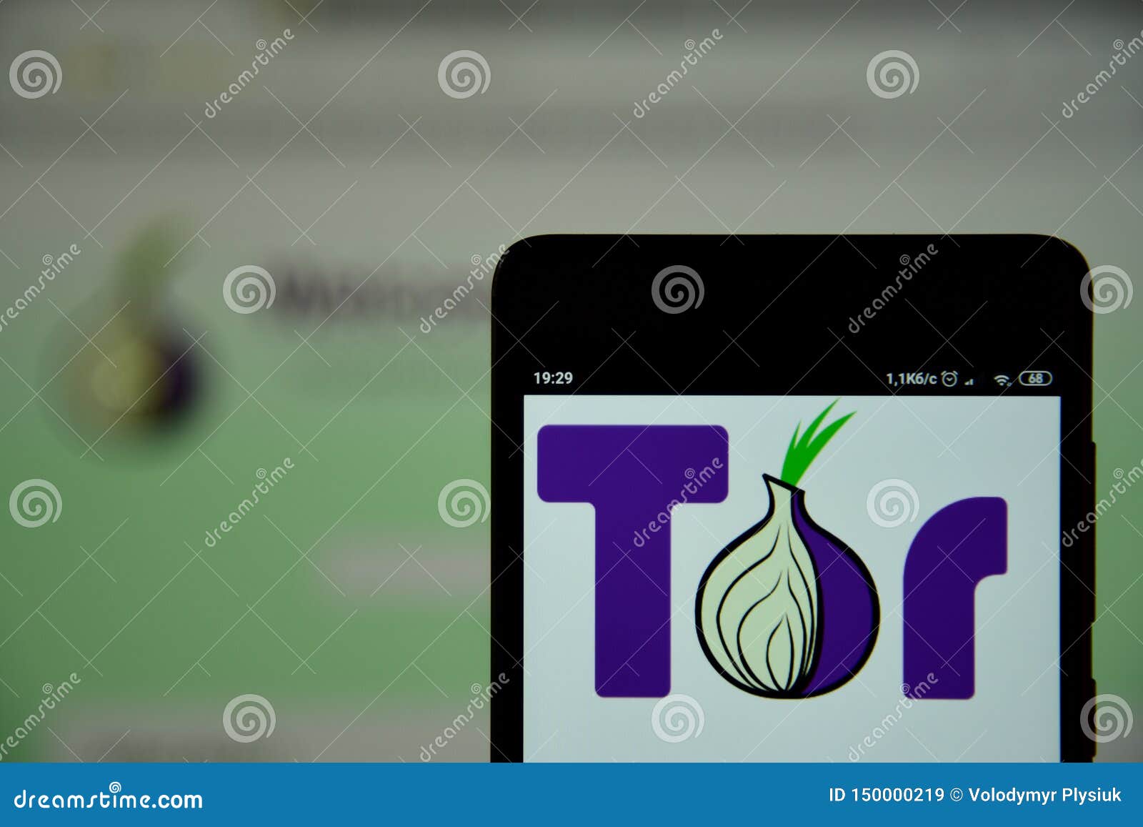 Tor Browser Logo Seen on the Smartphone Editorial Stock Image - Image ...