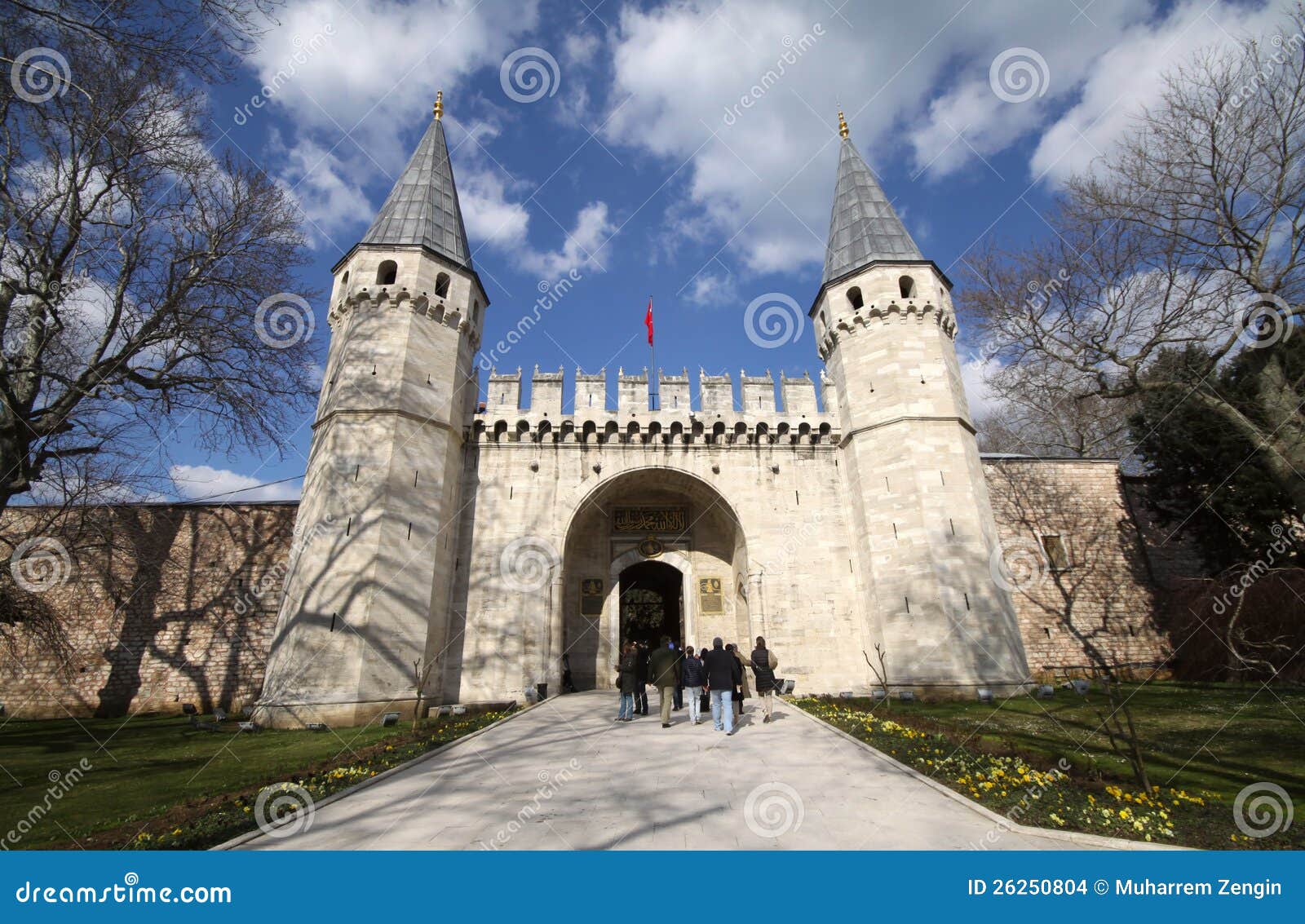 Tor von Topkapi-Palast redaktionelles stockbild. Bild von europa - 26250804