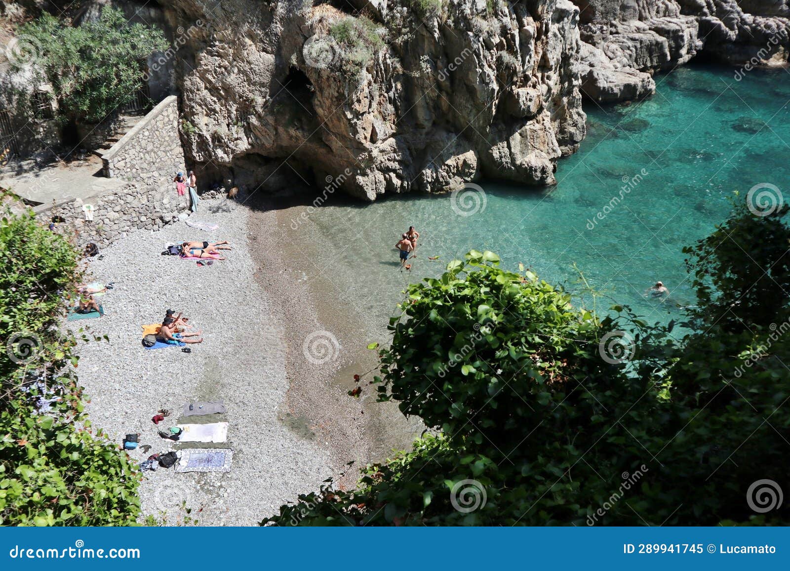 Torca - Spiaggia Di Crapolla Dal Sentiero Editorial Image - Image of ...
