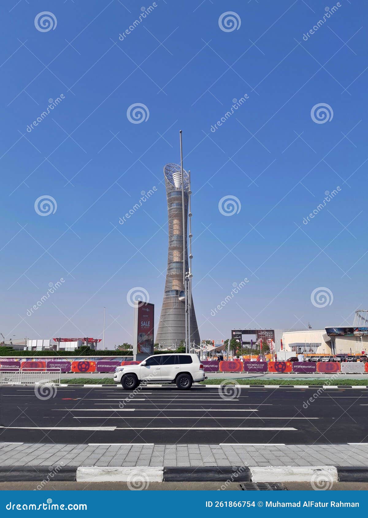Torch Tower Qatar editorial stock image. Image of qatar - 261866754