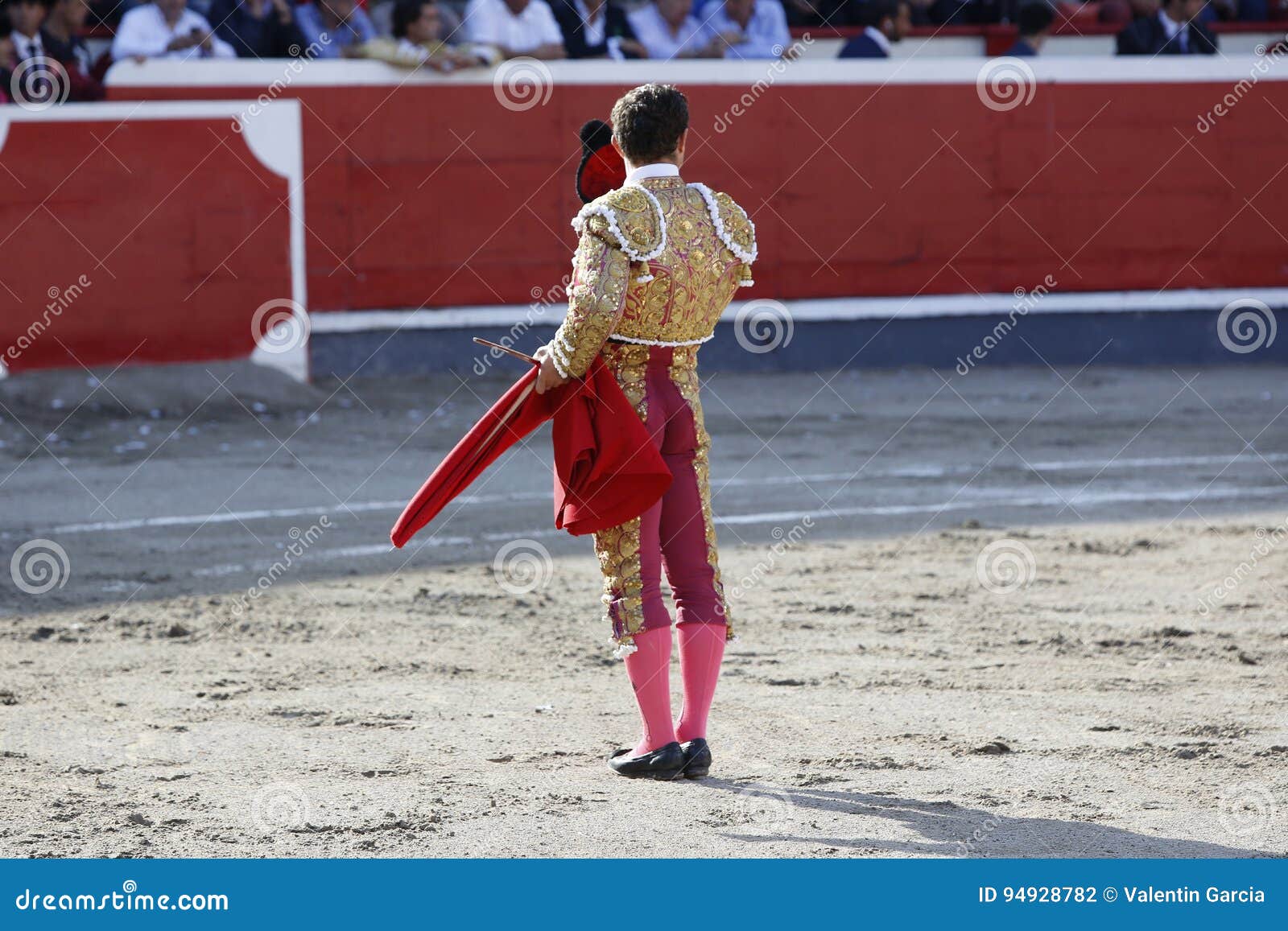 Torero en plaza de toros fotografía editorial. Imagen de indicador ...