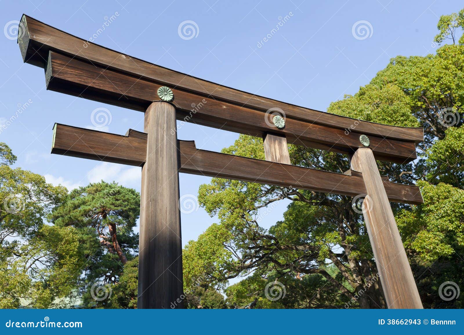 Tori gate stock image. Image of japanese, yasukuni, society - 38662943