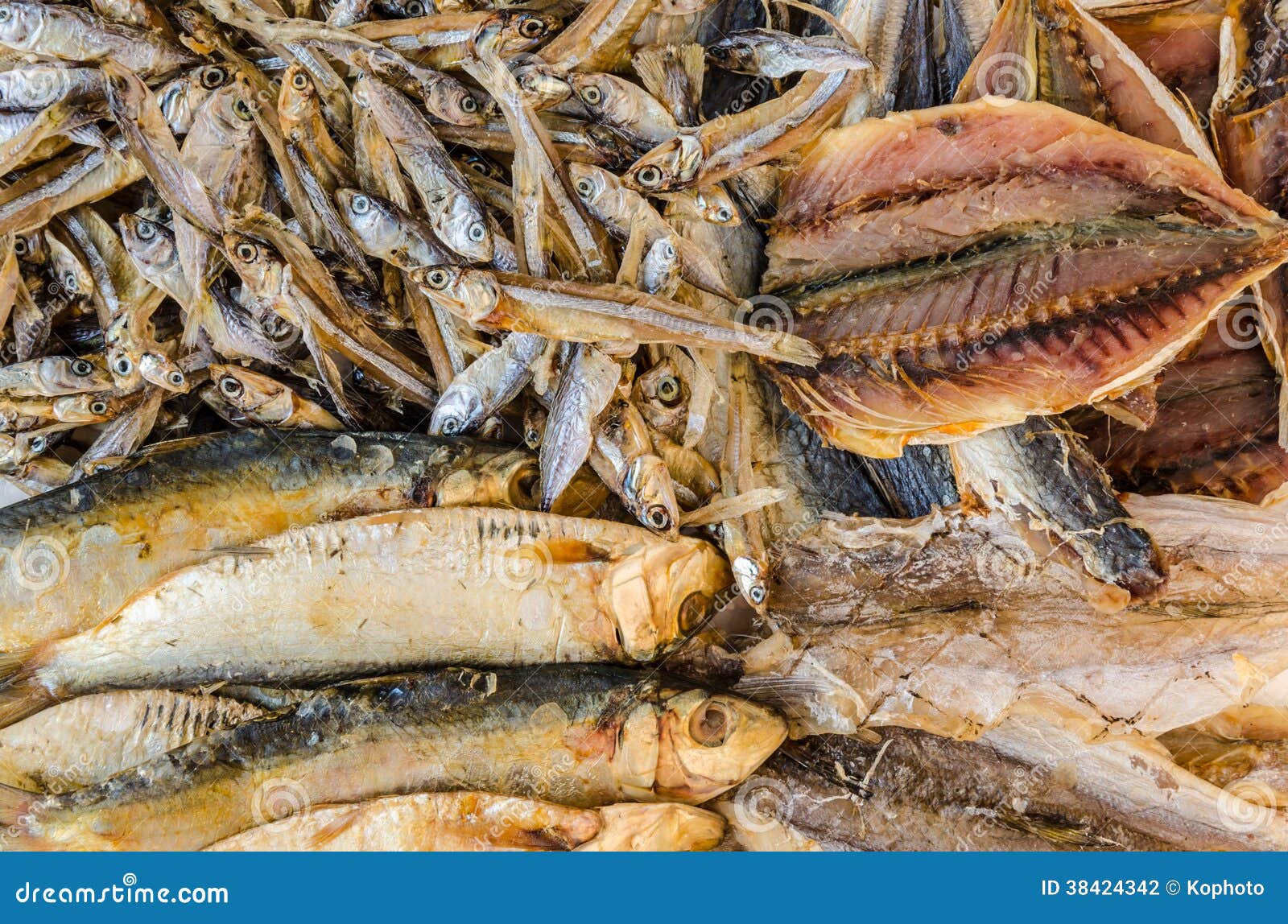 Torkad fisk-saltad fisk arkivfoto. Bild av litet, objekt - 38424342