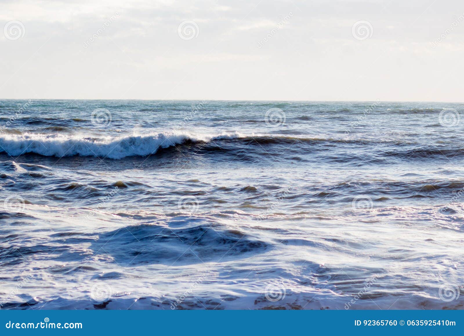 Tormenta, Costa En El Mar Negro Foto de archivo - Imagen de tormenta ...