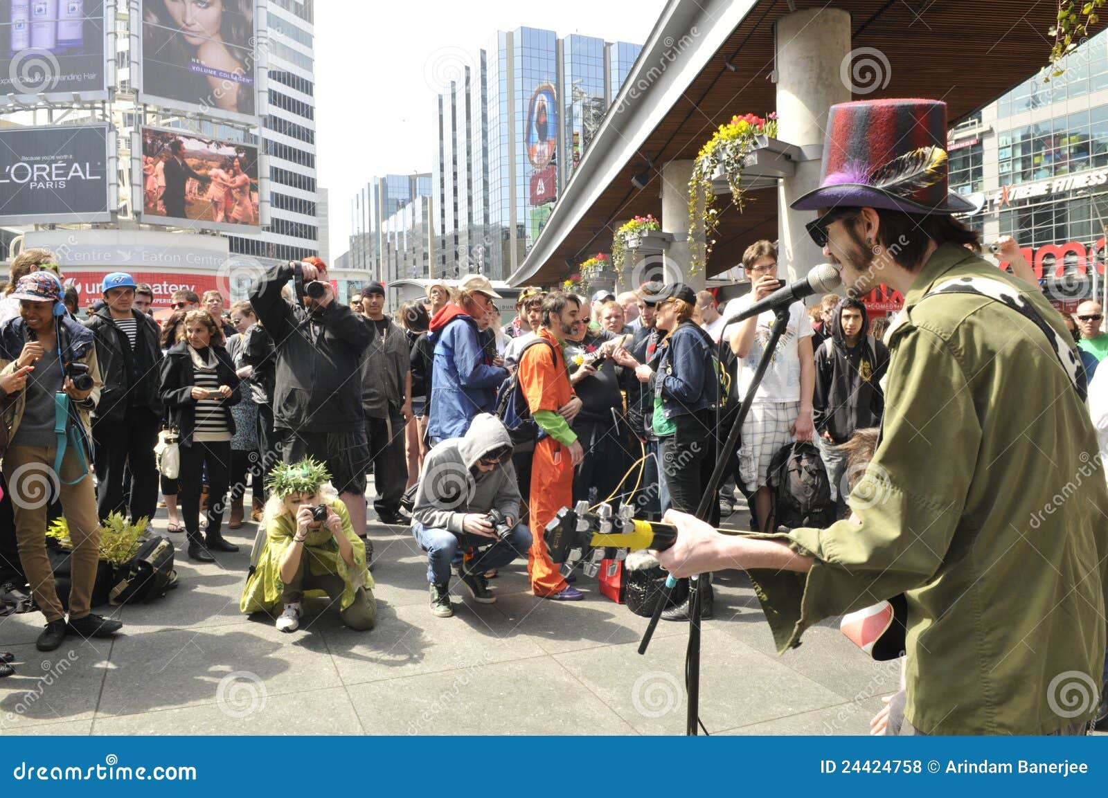Toronto 420 editorial stock photo. Image of hookah, hashish - 24424758
