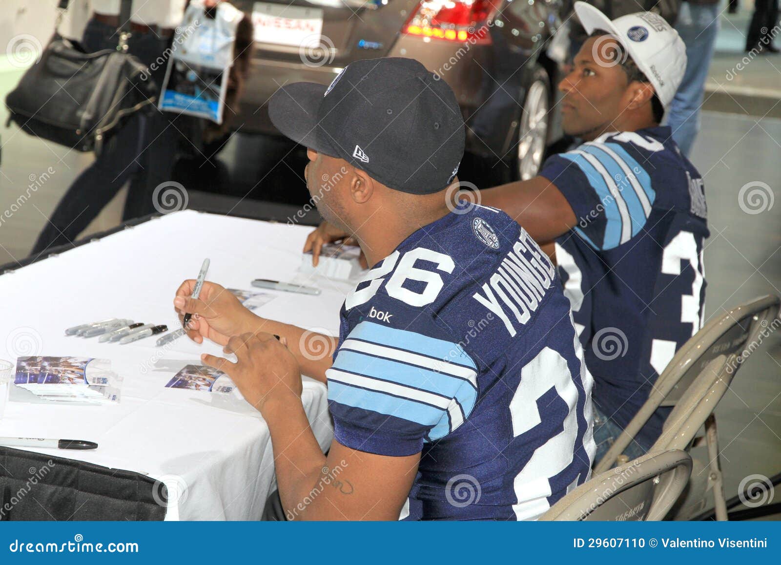 Toronto Argonauts Autographs Signing Editorial Image - Image of argos ...