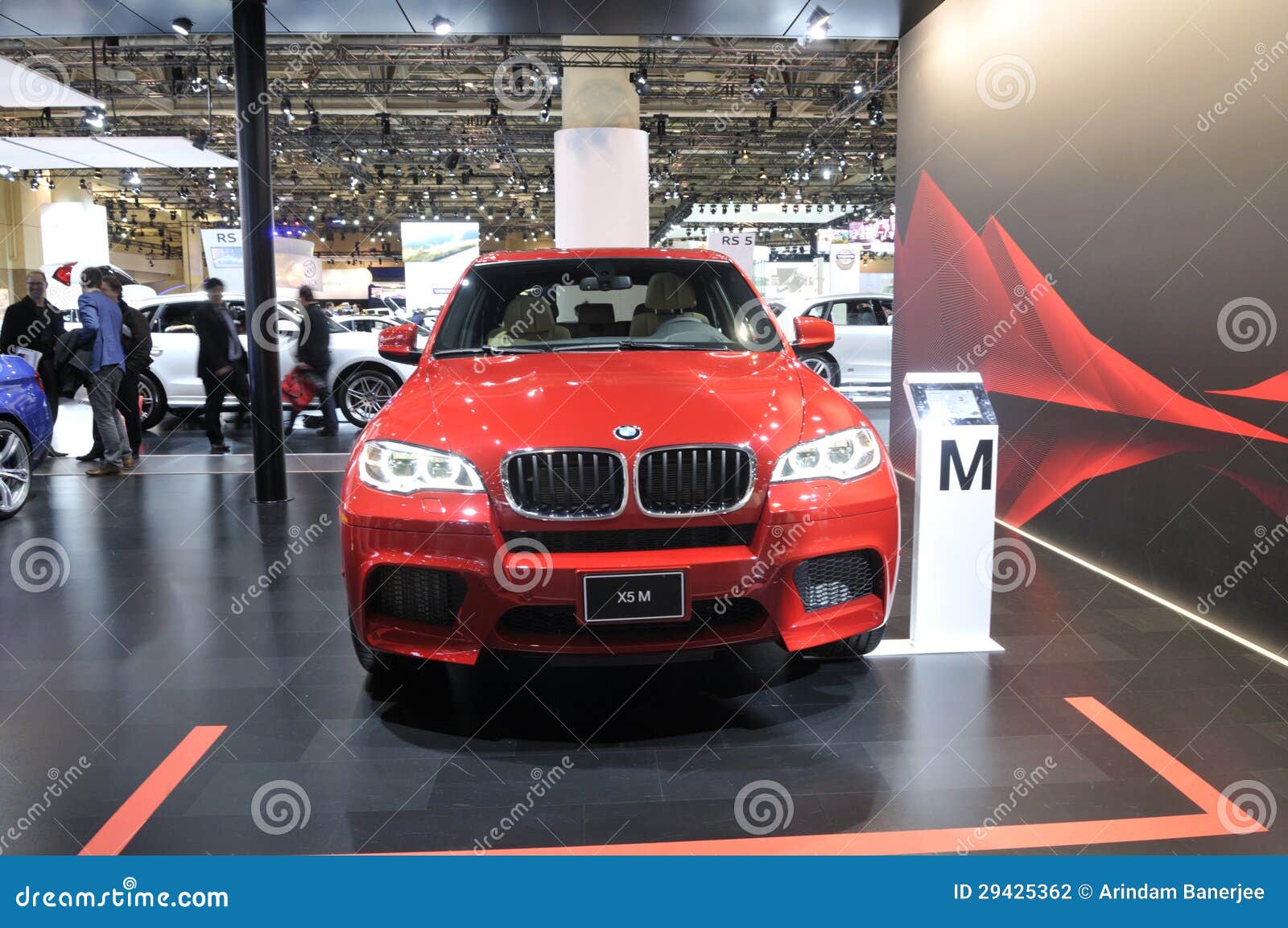 Toronto Auto show 2013 editorial photography. Image of motorshow - 29425362