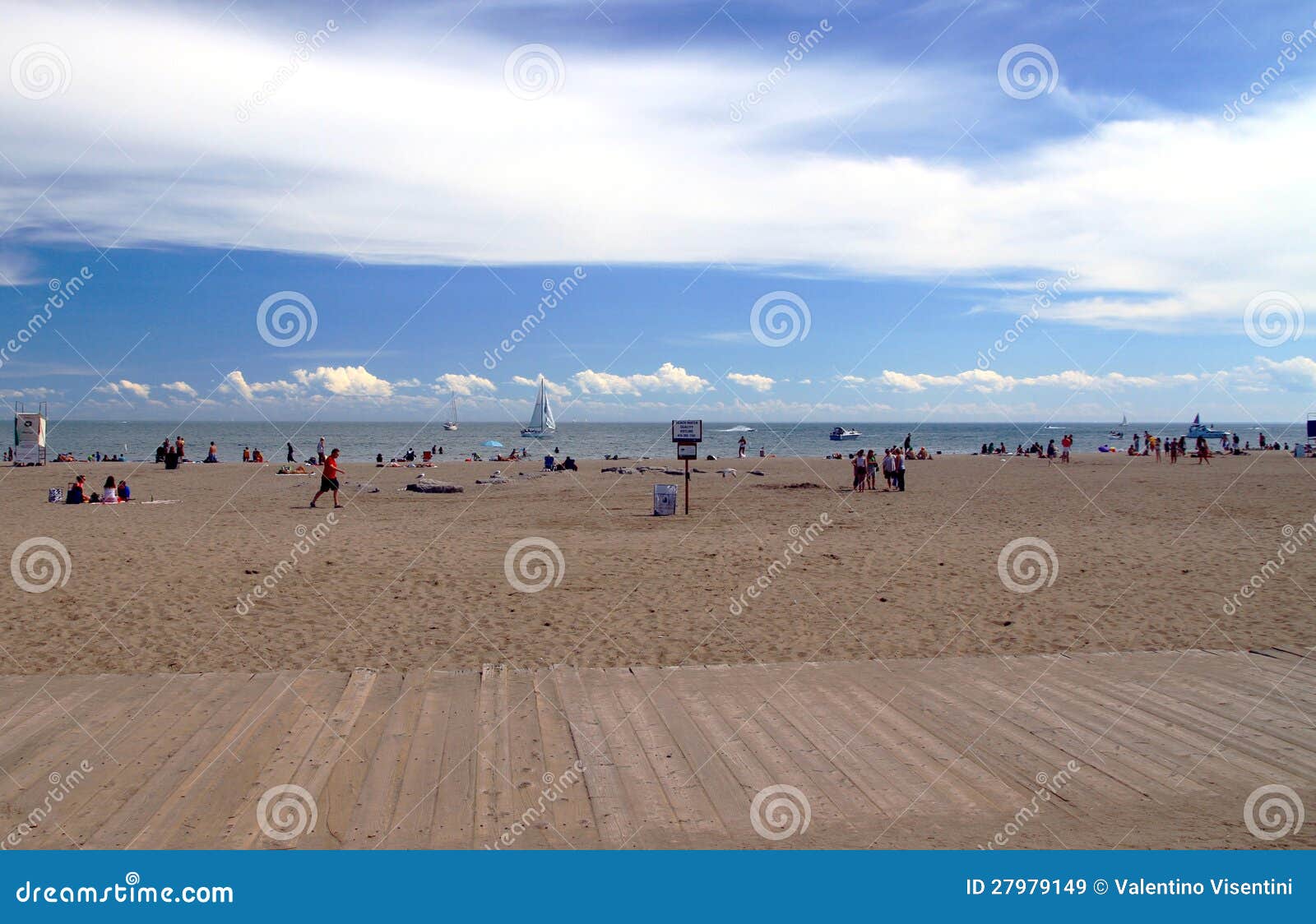 Toronto Beaches editorial stock image. Image of industrial - 27979149