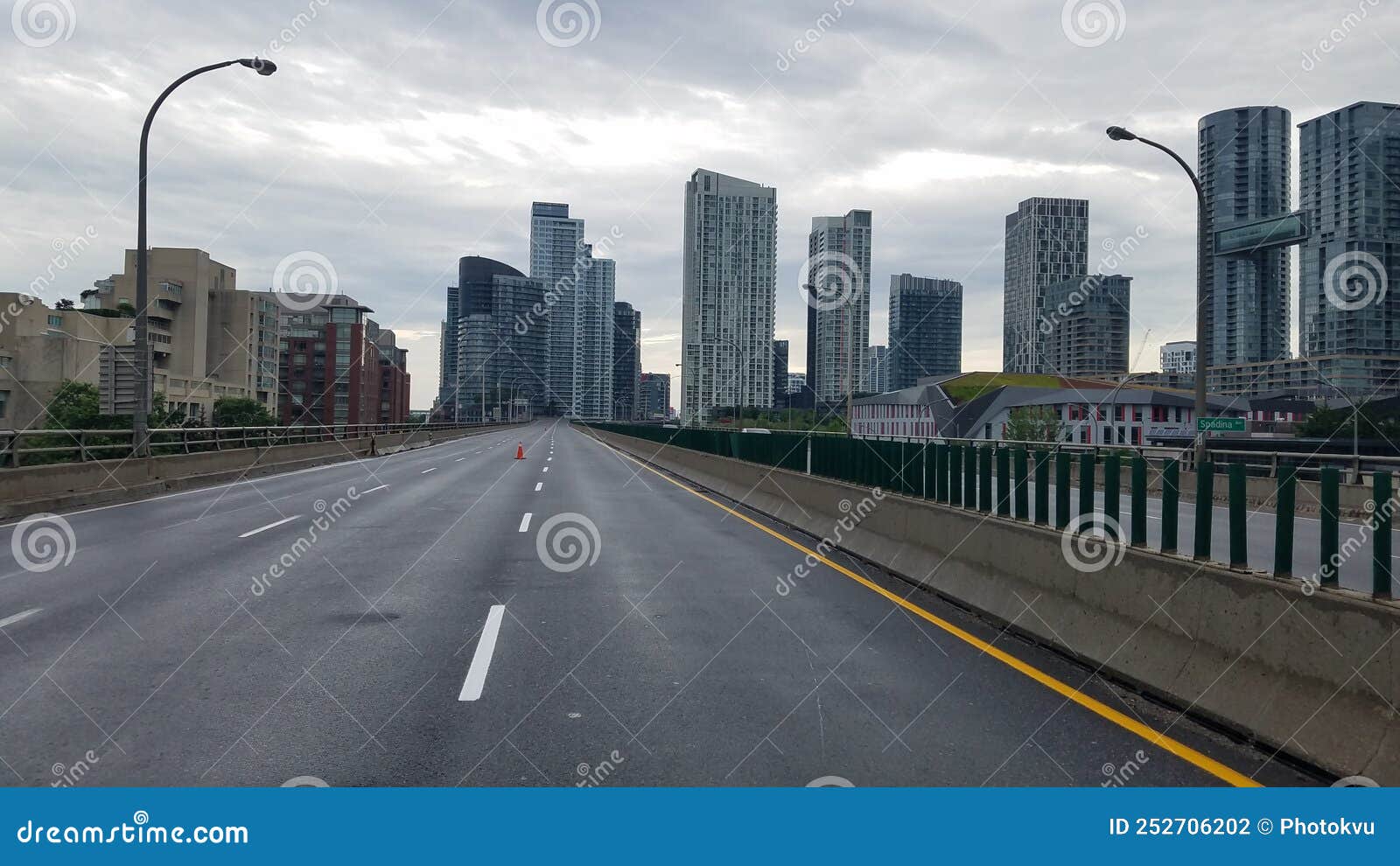 Gardiner Expressway in Toronto Downtown Editorial Photography - Image ...