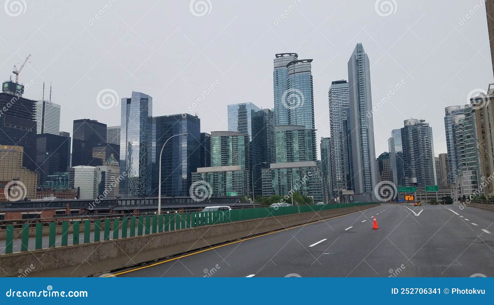 Gardiner Expressway in Toronto Downtown Editorial Photo - Image of ...